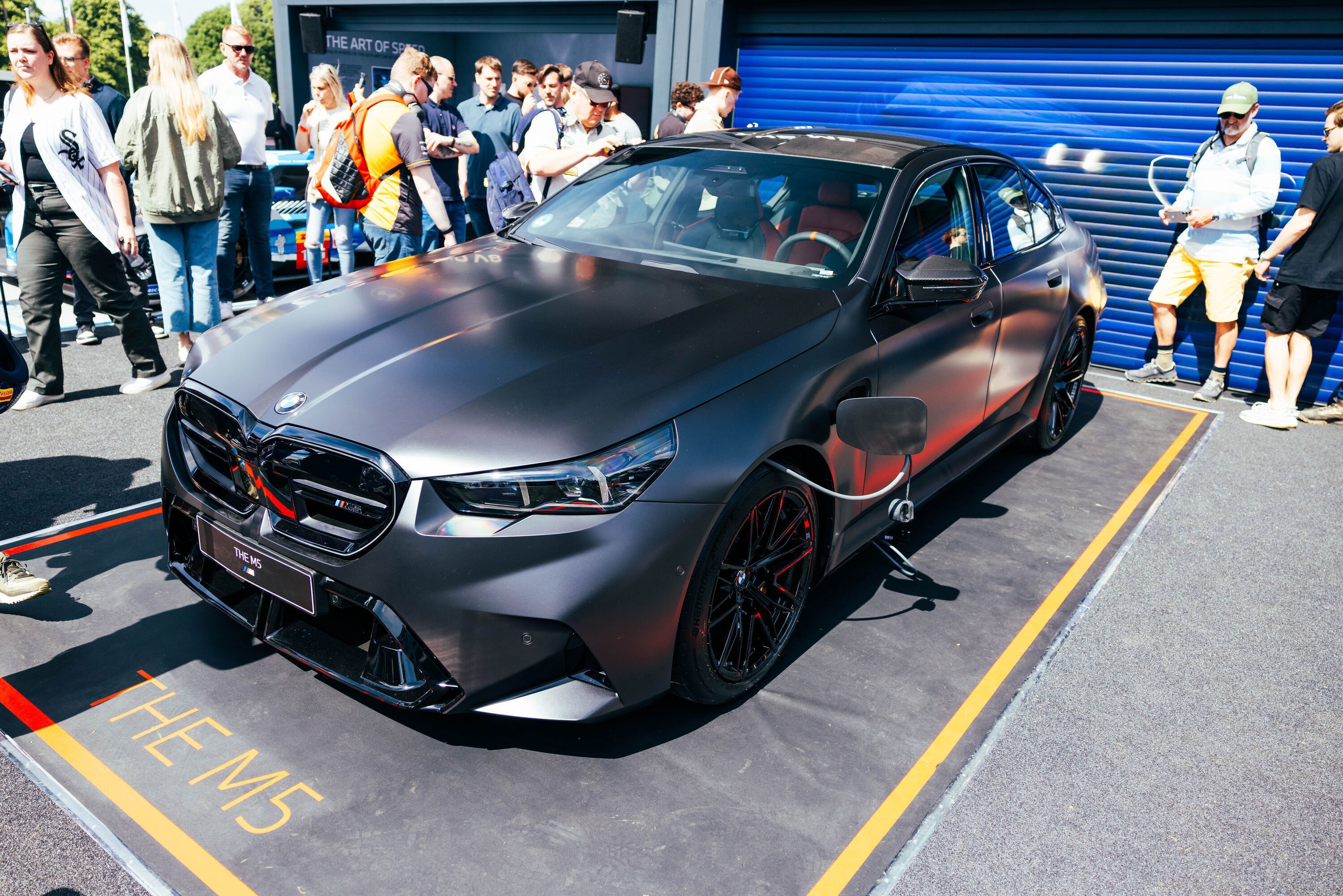 [Video] BMW M5 debuts 725PS of hybrid V8 power at the Festival of Speed ...
