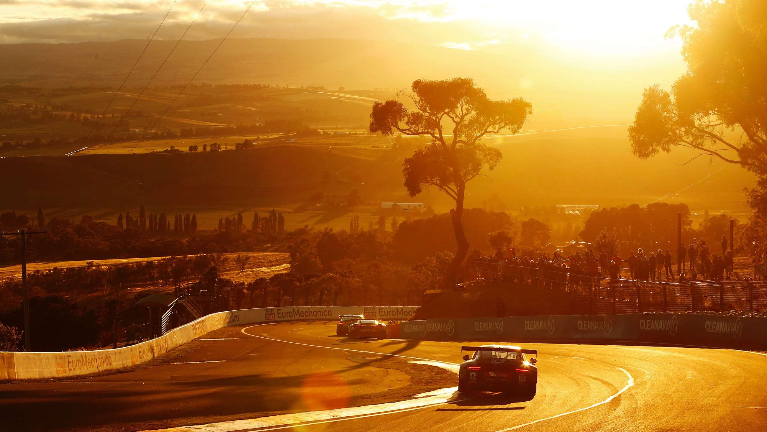 Why Bathurst is perhaps greatest track on Earth