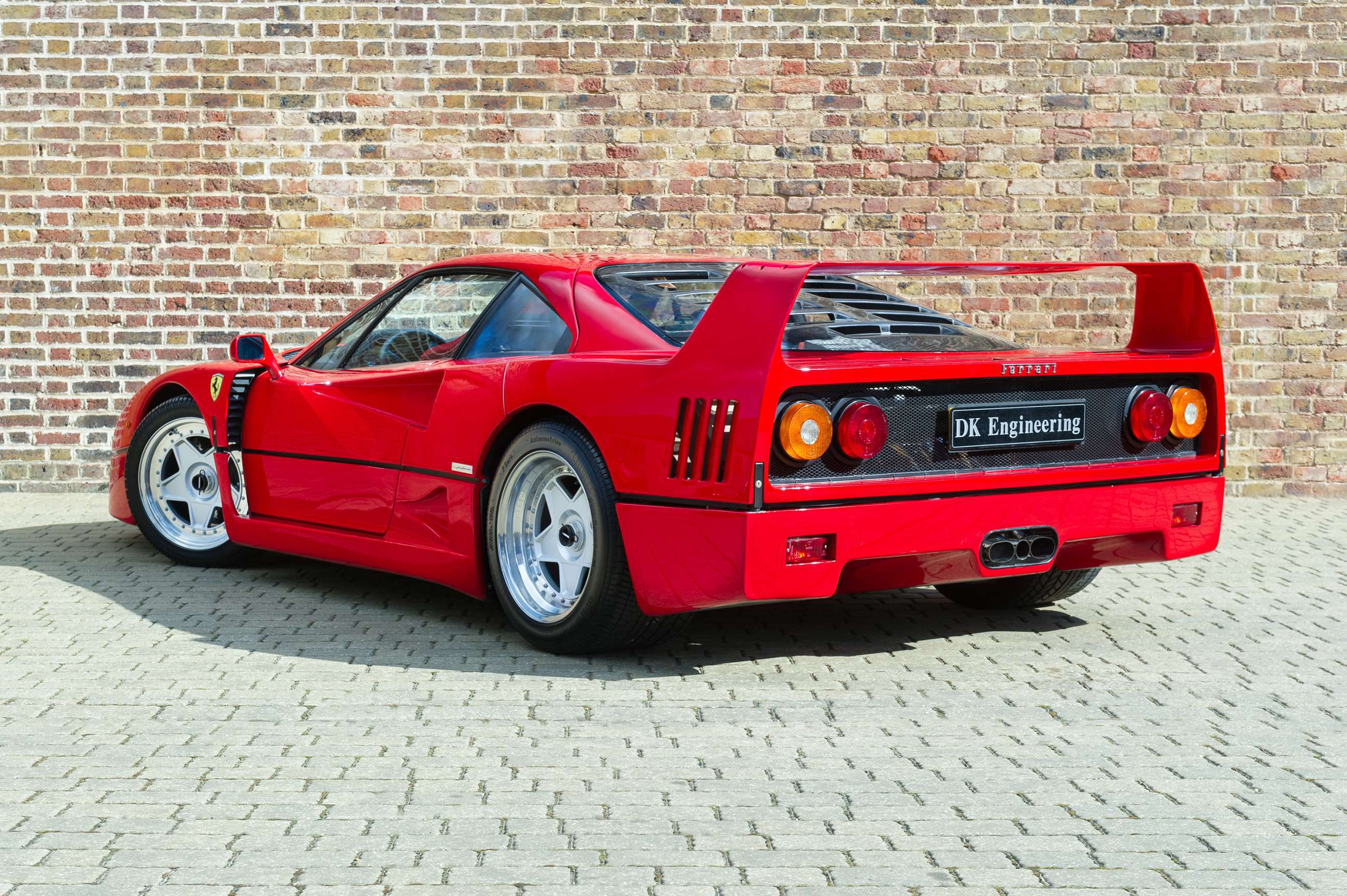 Is the F40 Ferrari at its red-blooded best?