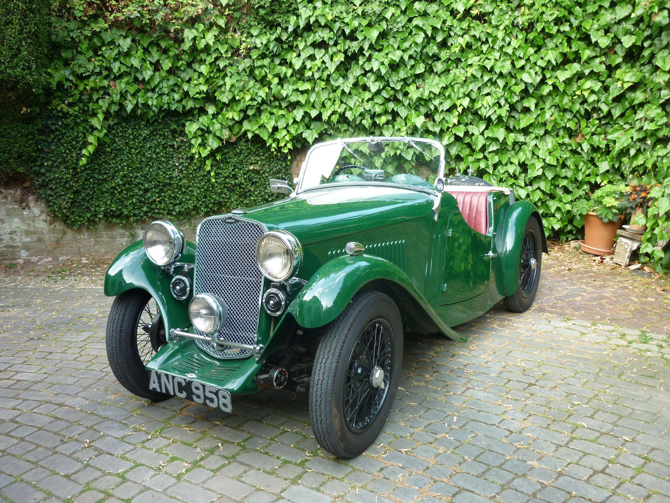 John Simister: Re-stoking the love for a Singer | Goodwood Road Racing