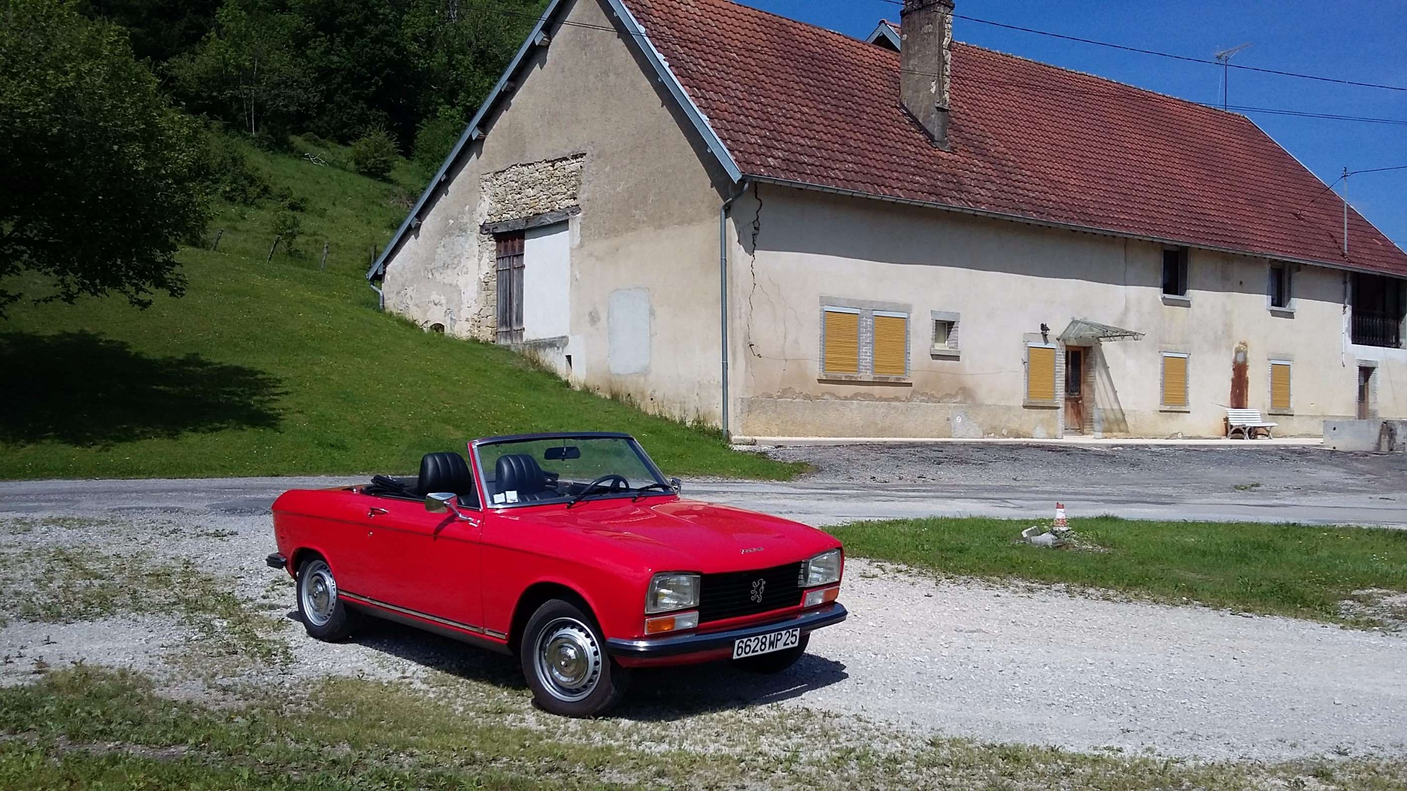 John Simister: The Peugeot 304 Cabriolet is a forgotten gem