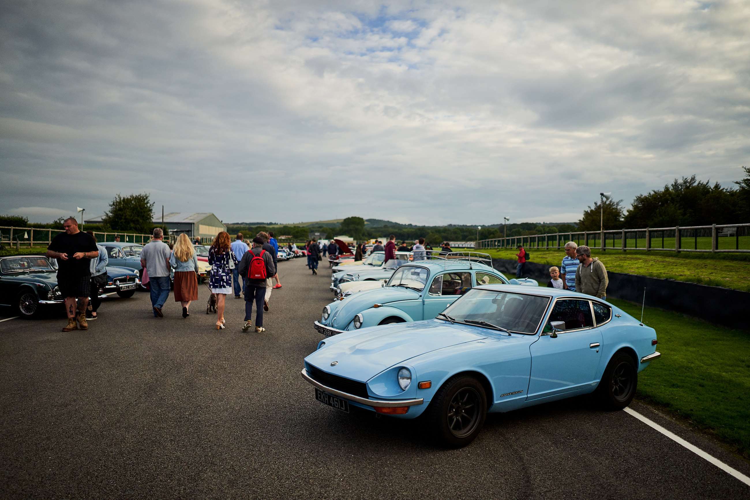 [Gallery] Classic Car Sunday early arrivers | GRR
