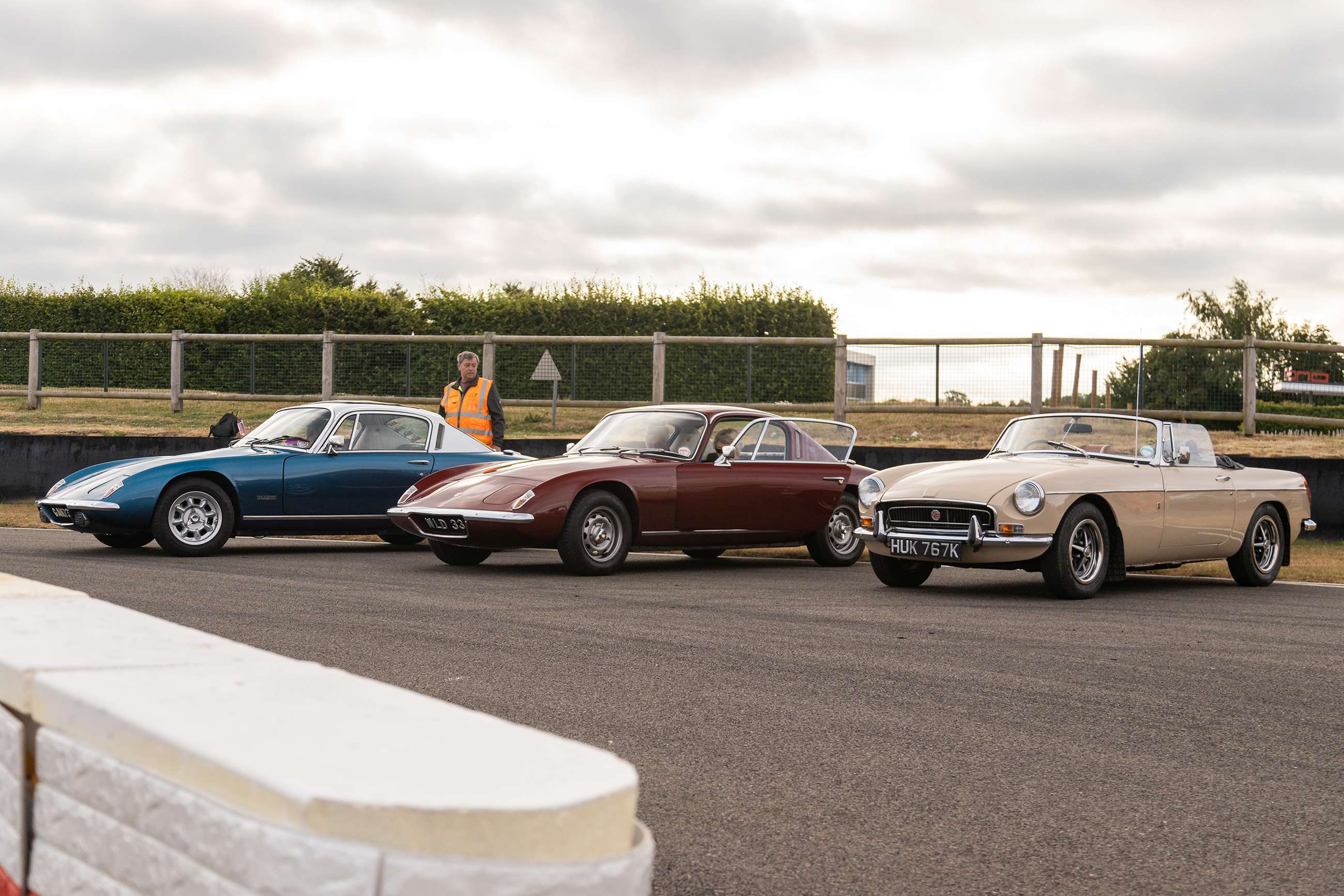[Gallery] British classics dominate Classic Car Sunday | GRR