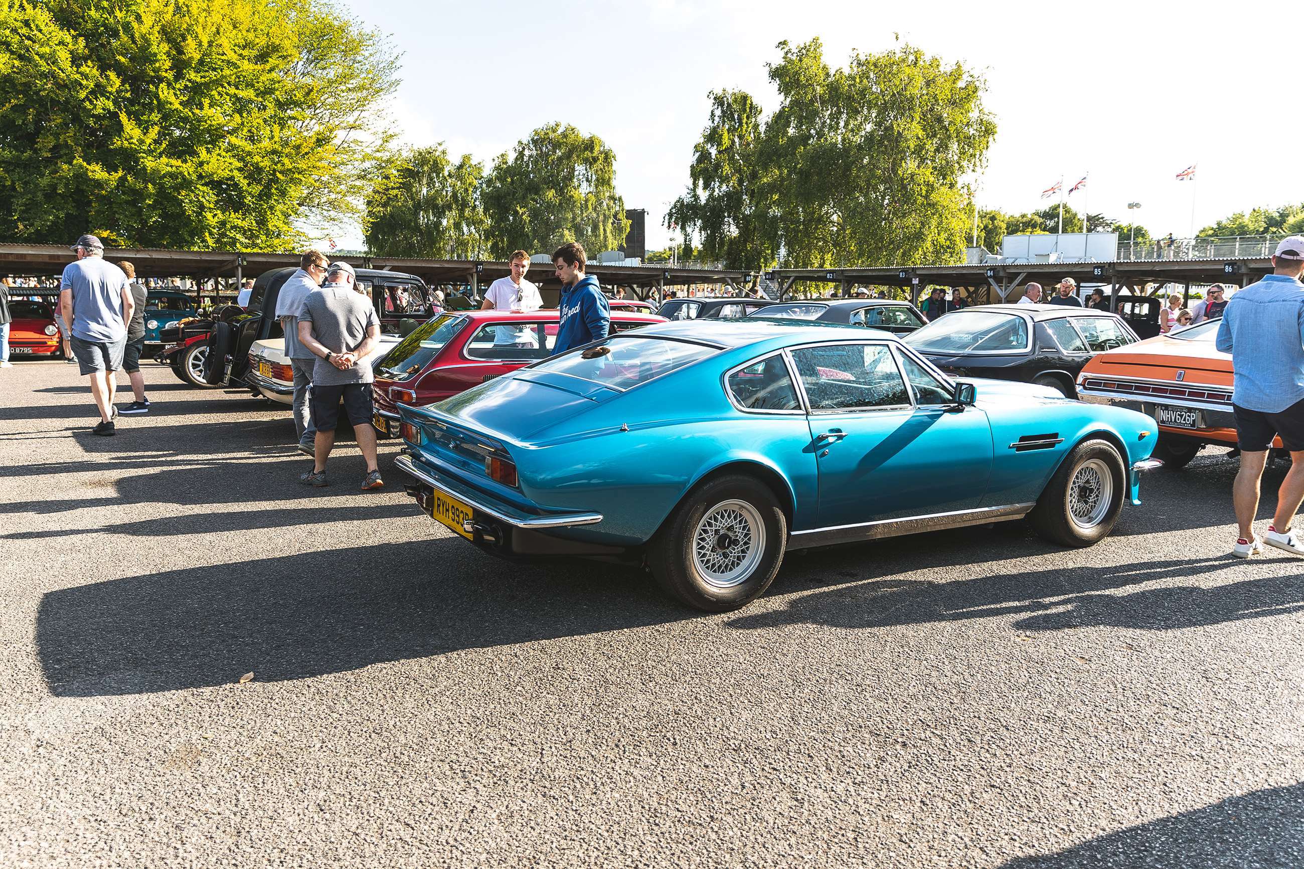 [Gallery] Walking the paddocks of Classic Car Sunday | GRR