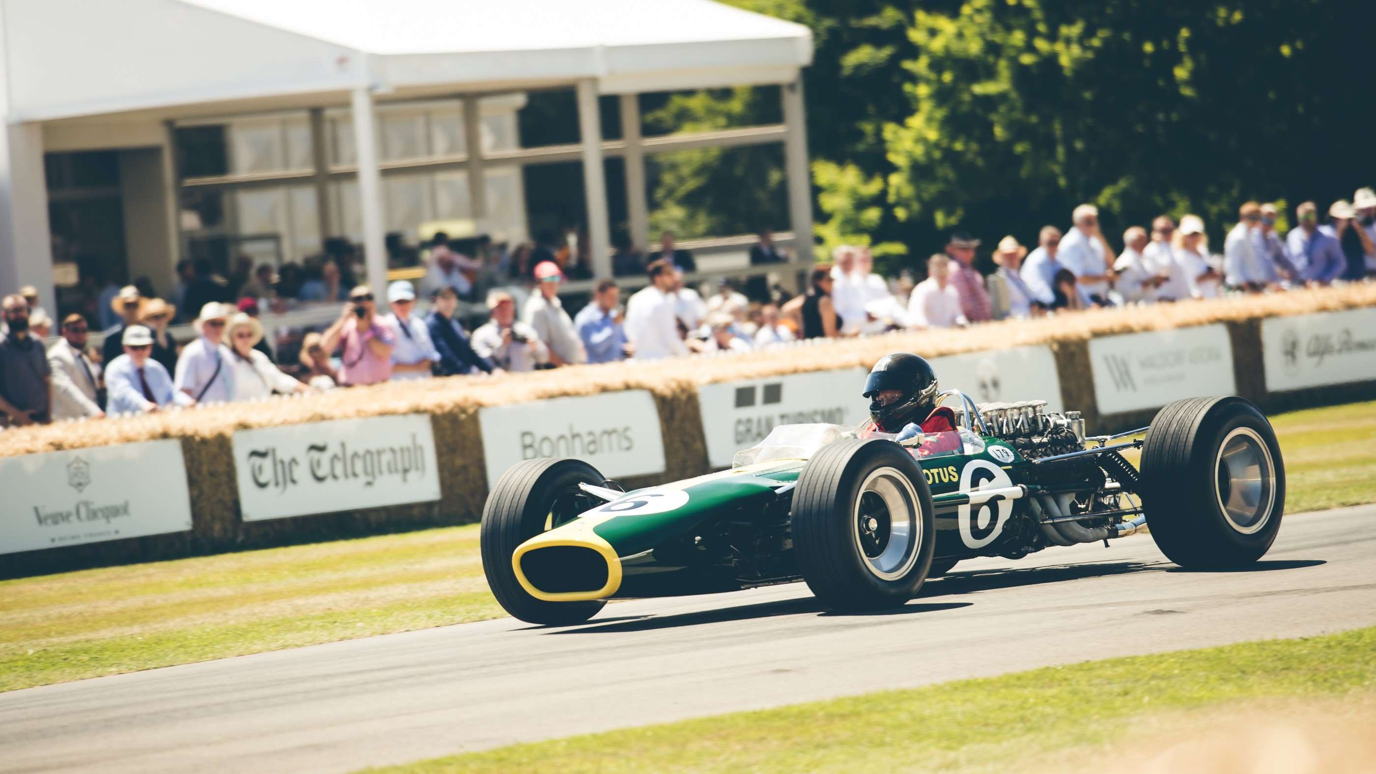 [Gallery] Celebrating 50 years of the legendary Lotus 49 at FOS