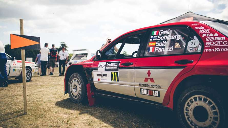 [Mega-gallery] Rally legends on the stage