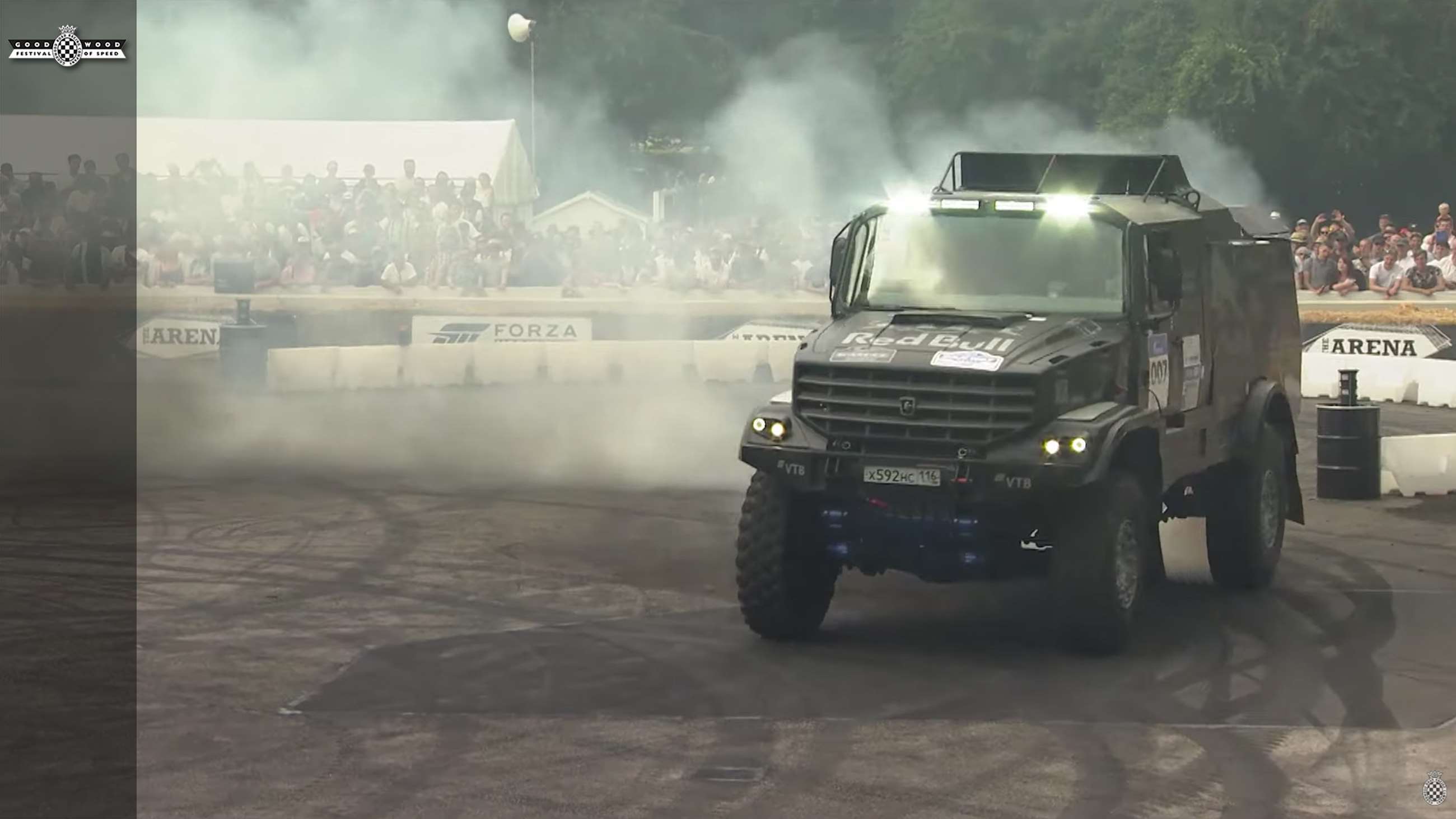 [Video] Wild drifting by the Kamaz Dakar Truck