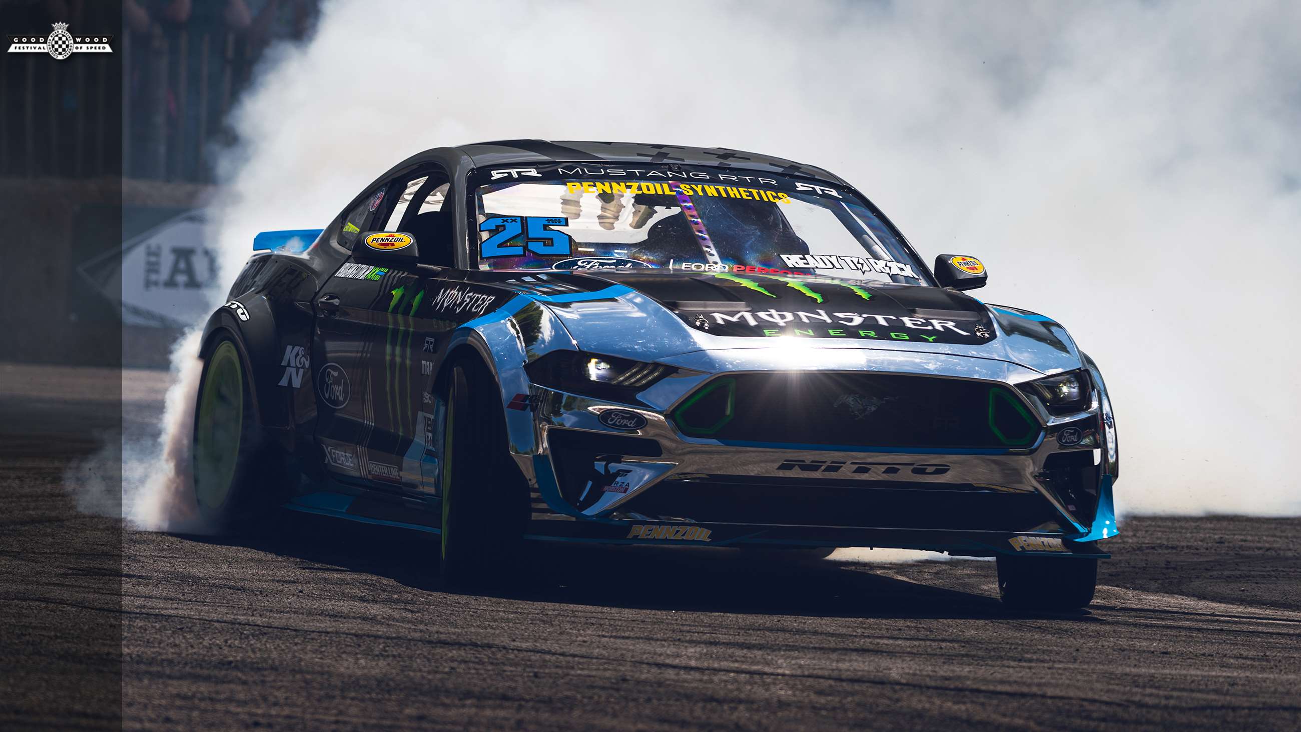 [Video] Mad Mike's crazy drift Lamborghini Huracan owns the Hill