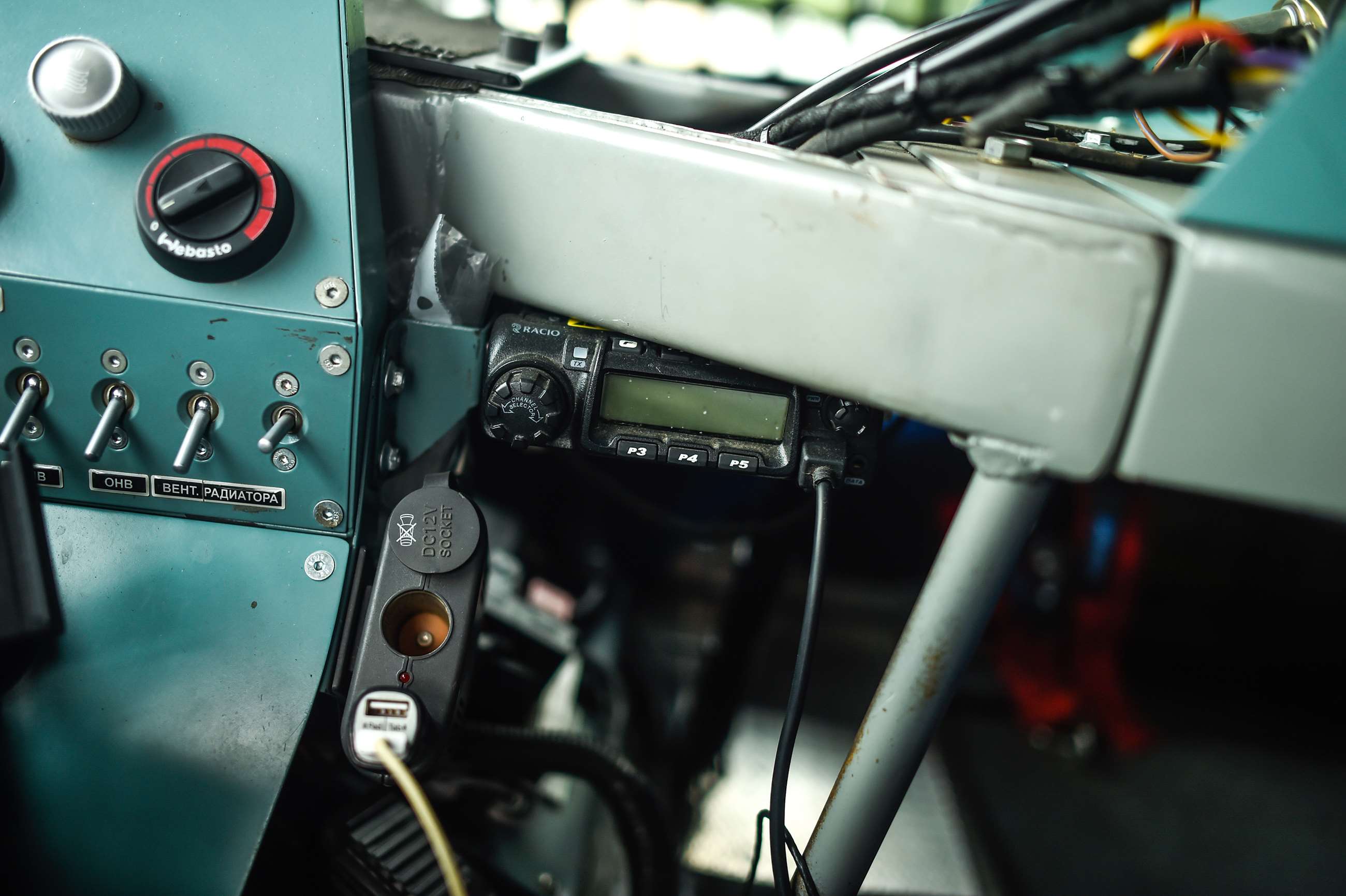 Inside an 1,150hp Dakar Truck
