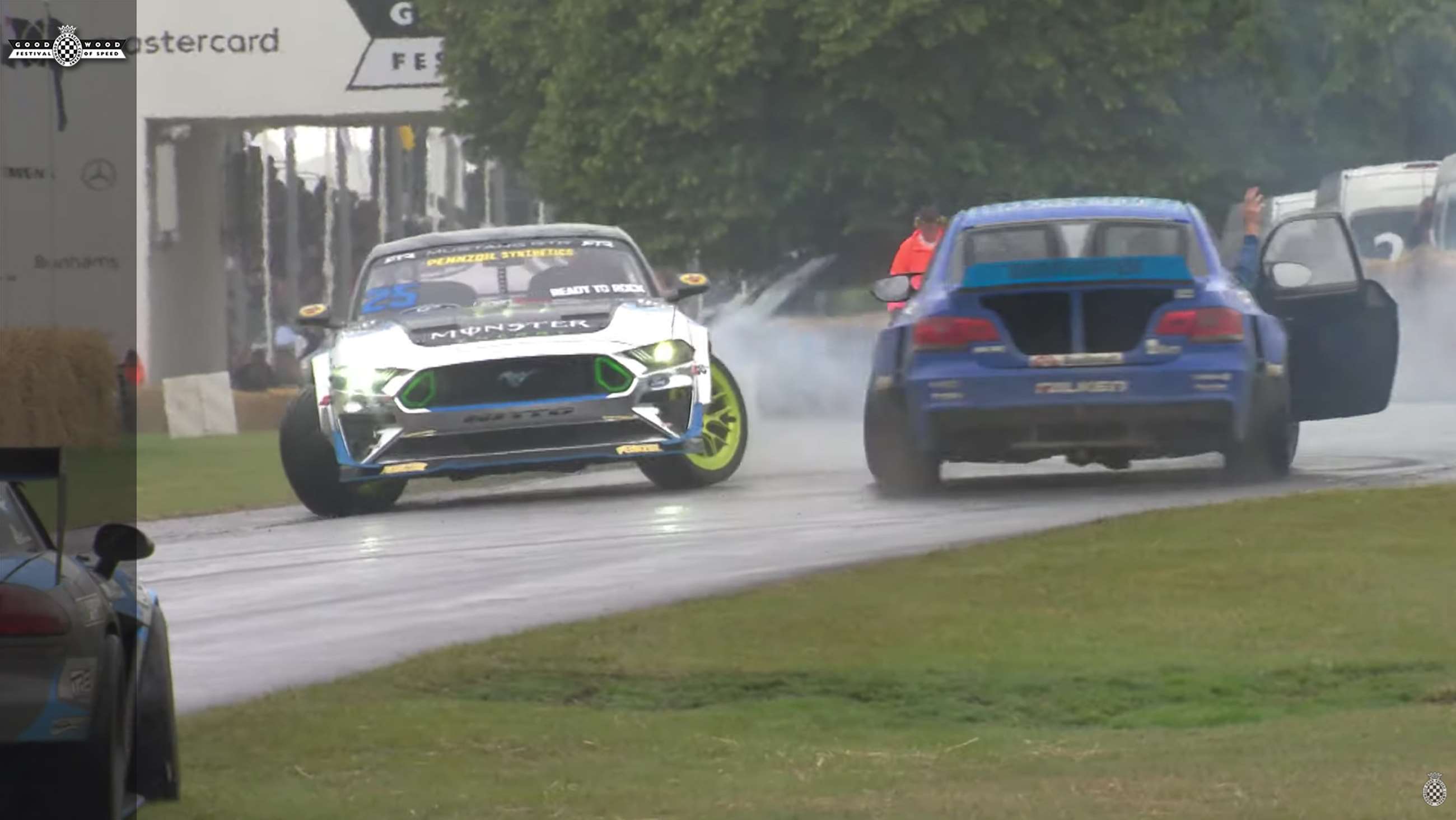 [Video] Drift BMW smokes its way up the Hill