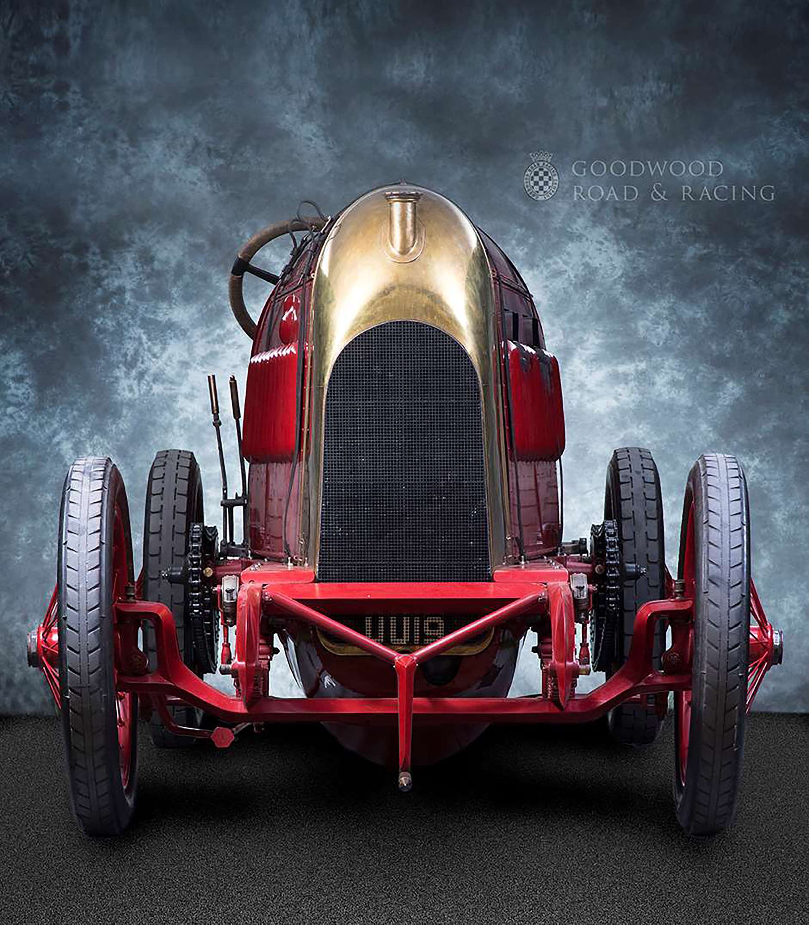 [Gallery] The big, bold and very loud Beast of Turin – FOS 2015 | GRR