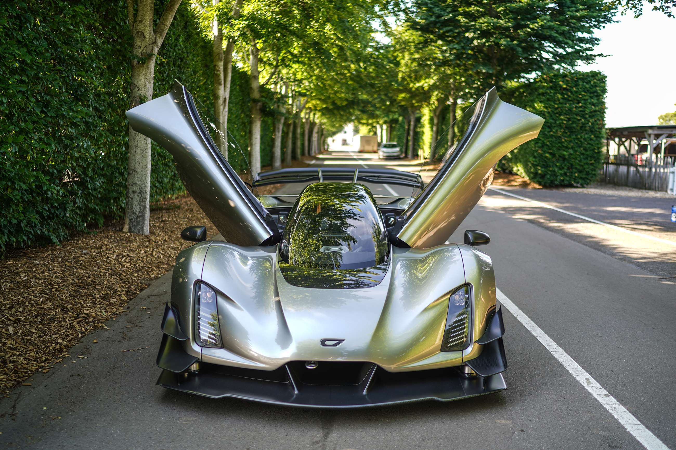 3D-printed Czinger 21C hypercar is a game changer | GRR