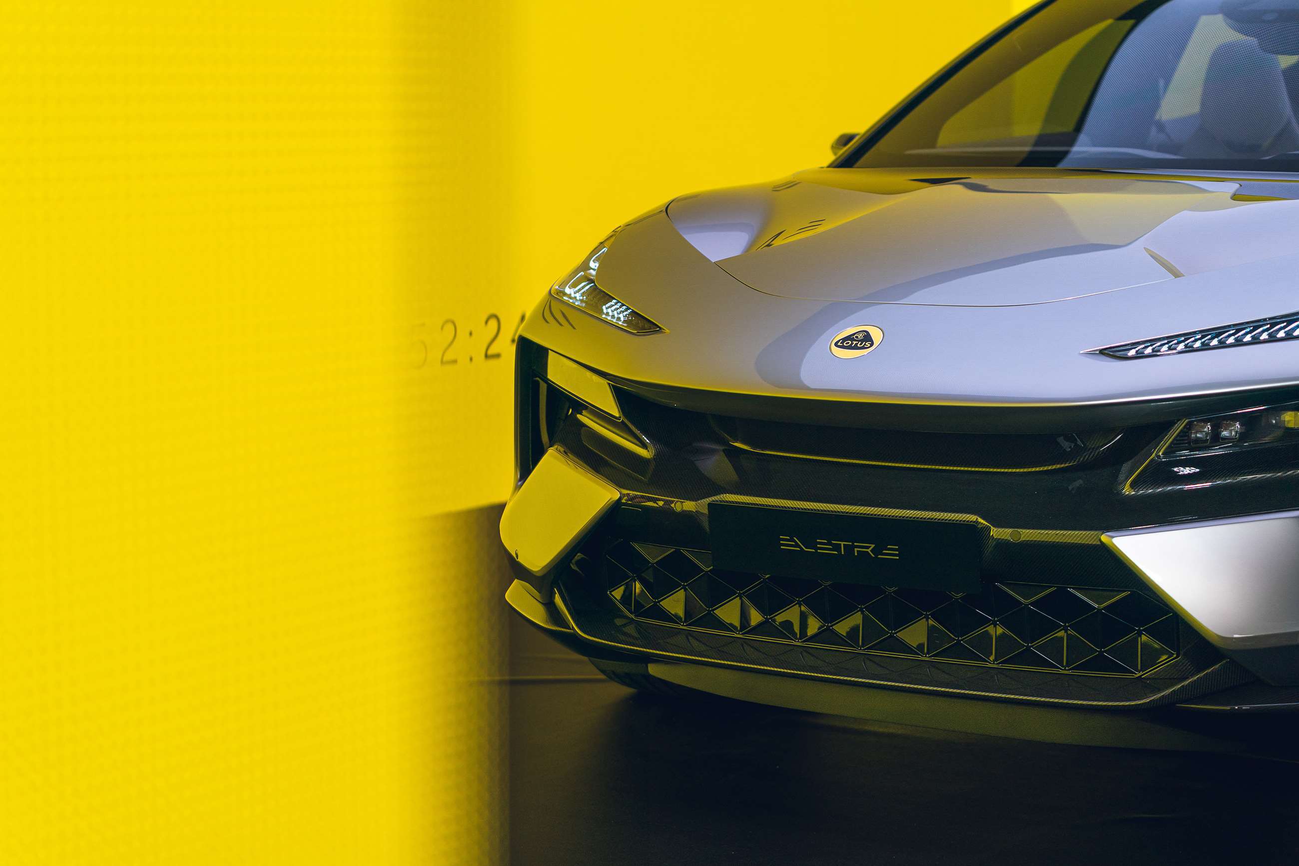 Electric Lotus Eletre SUV debuts at FOS | GRR