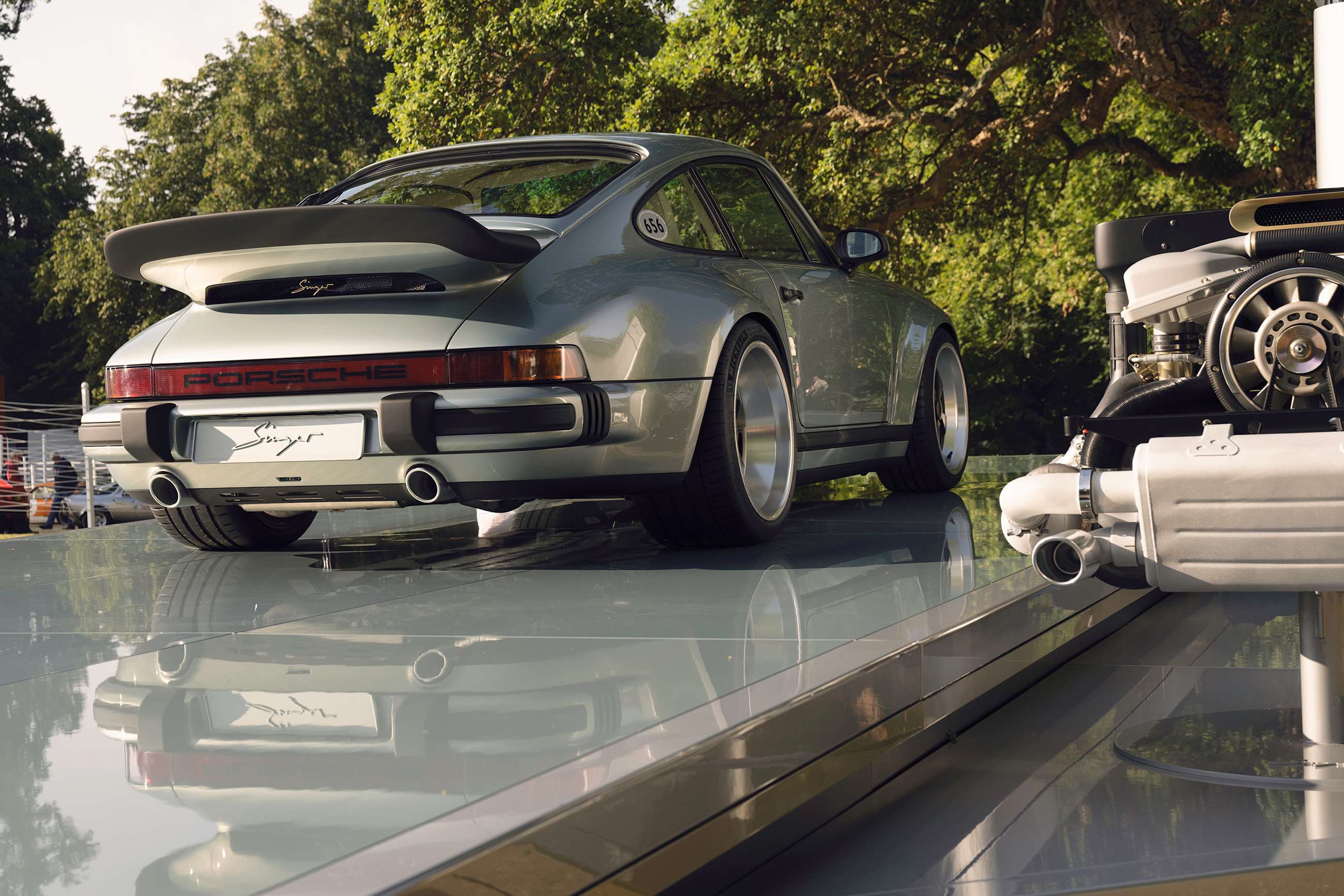 Singer stuns Goodwood with its Turbo Study | GRR