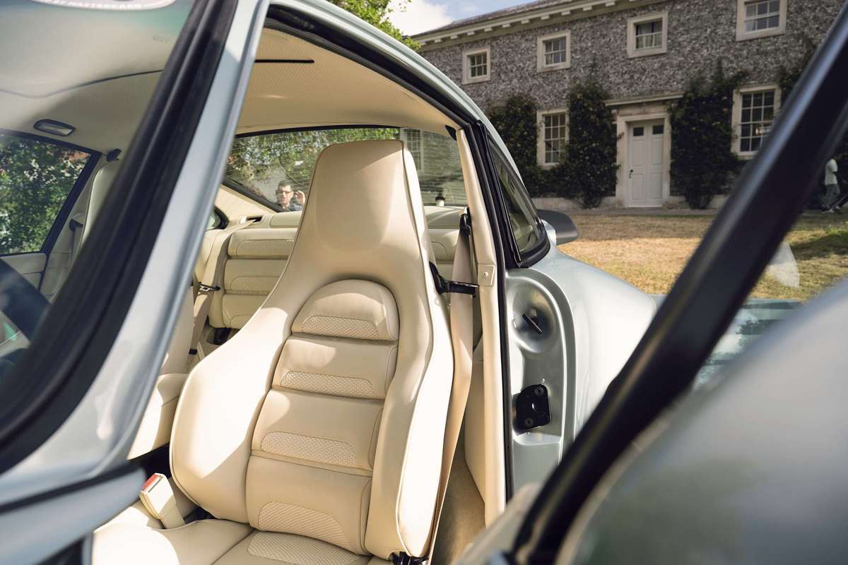 Singer stuns Goodwood with its Turbo Study | GRR