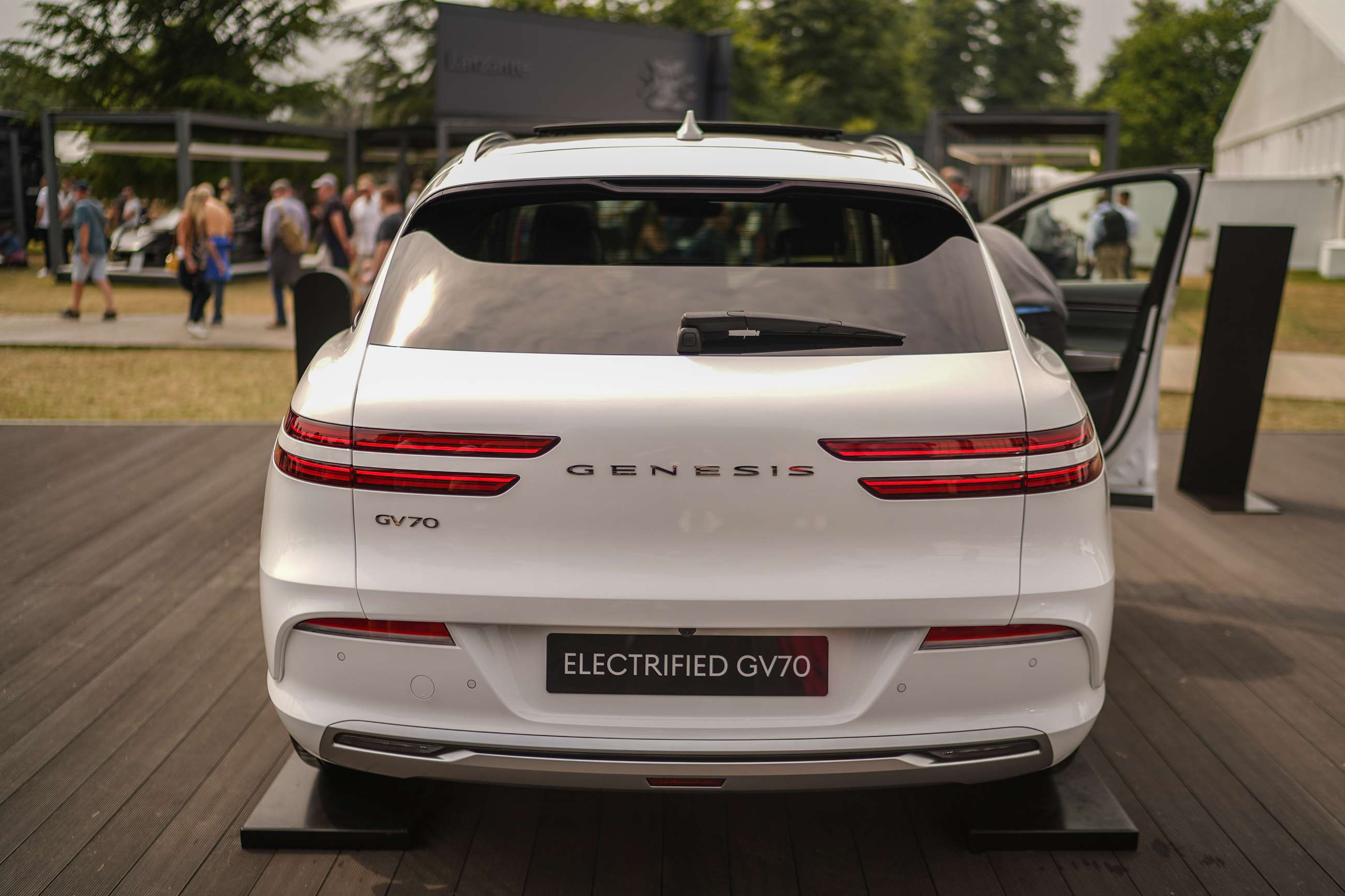 Electric Genesis GV70e unveiled at FOS | GRR