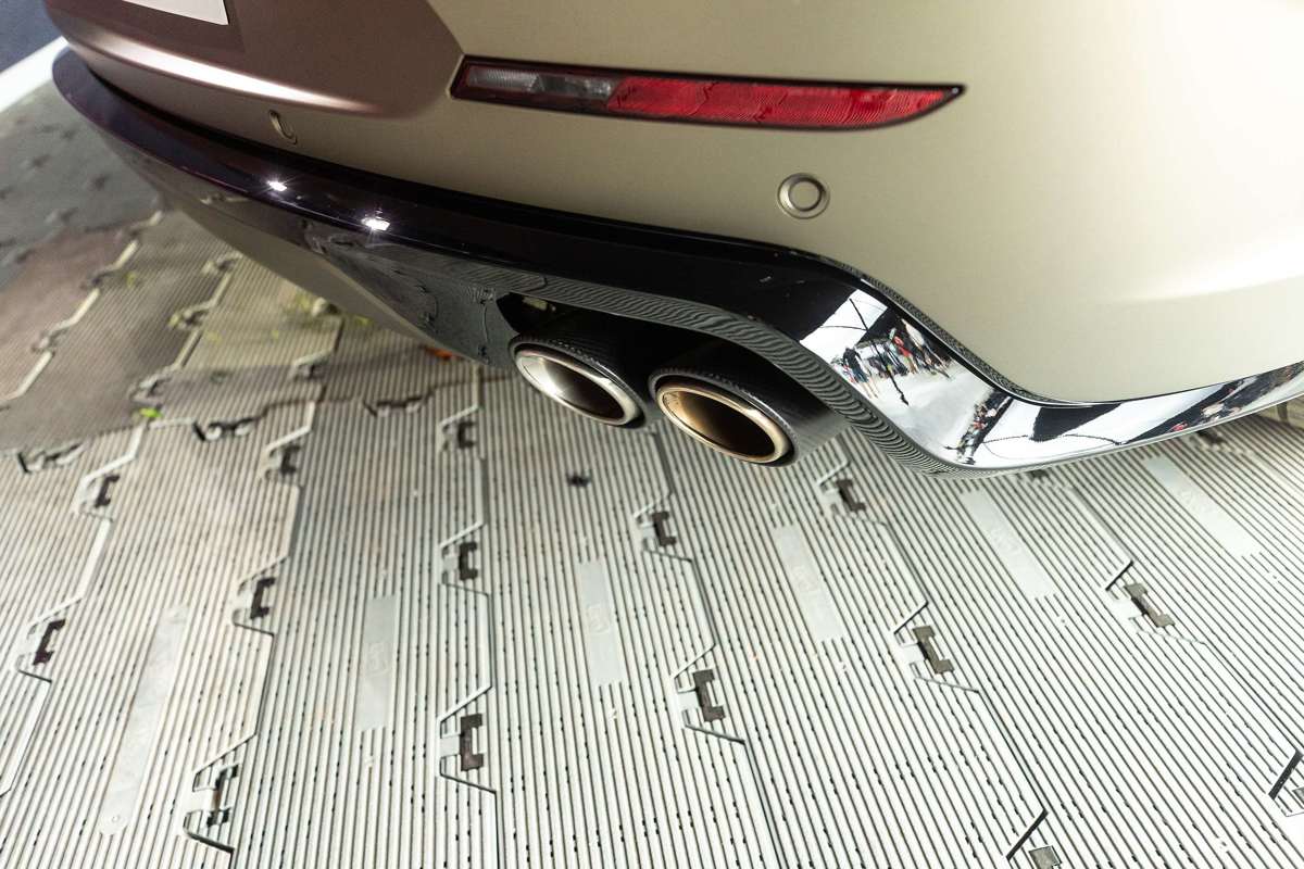 Range Rover Sport SV debuts at 2023 Festival of Speed | GRR