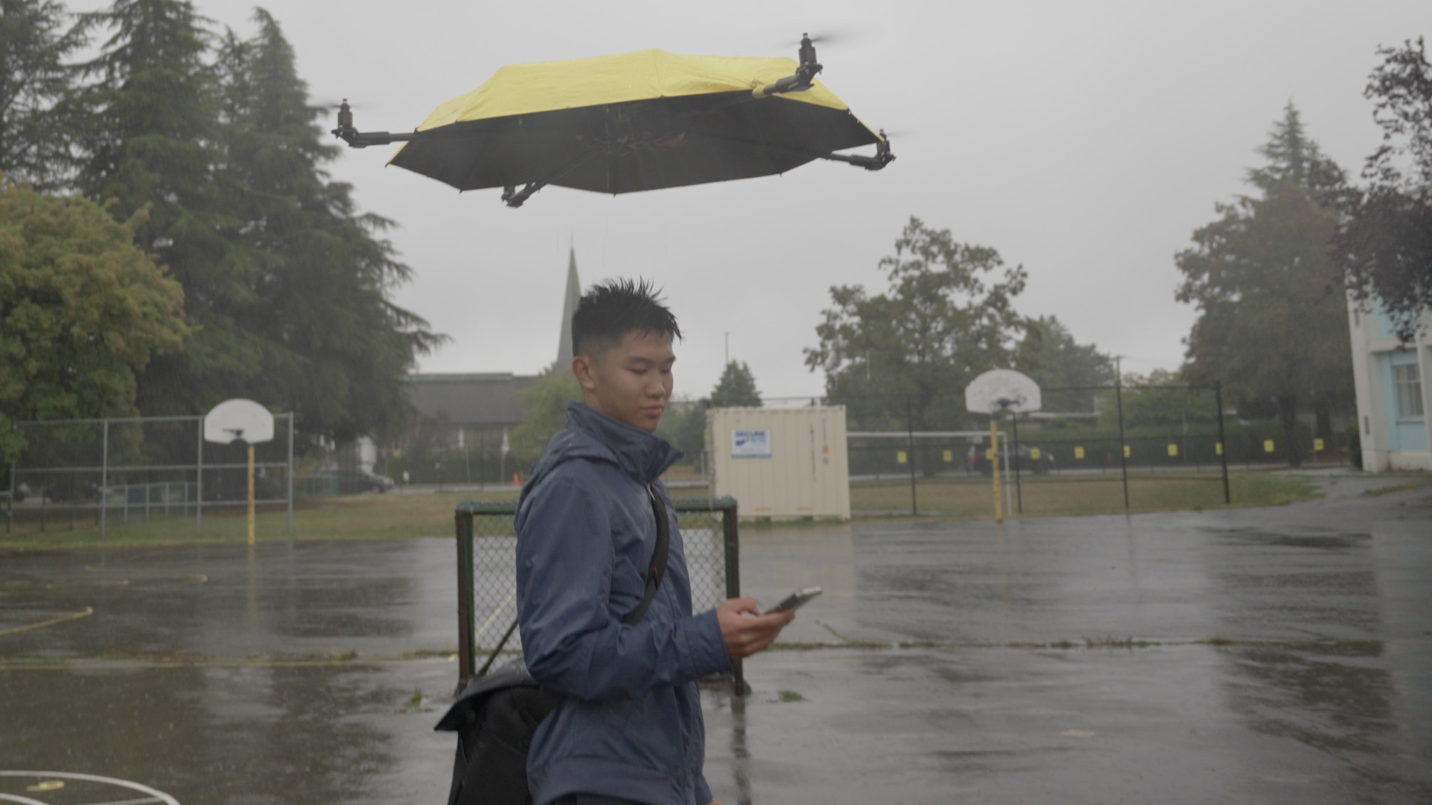 Rain, reprogrammed: the autonomous umbrella that follows you | GRR