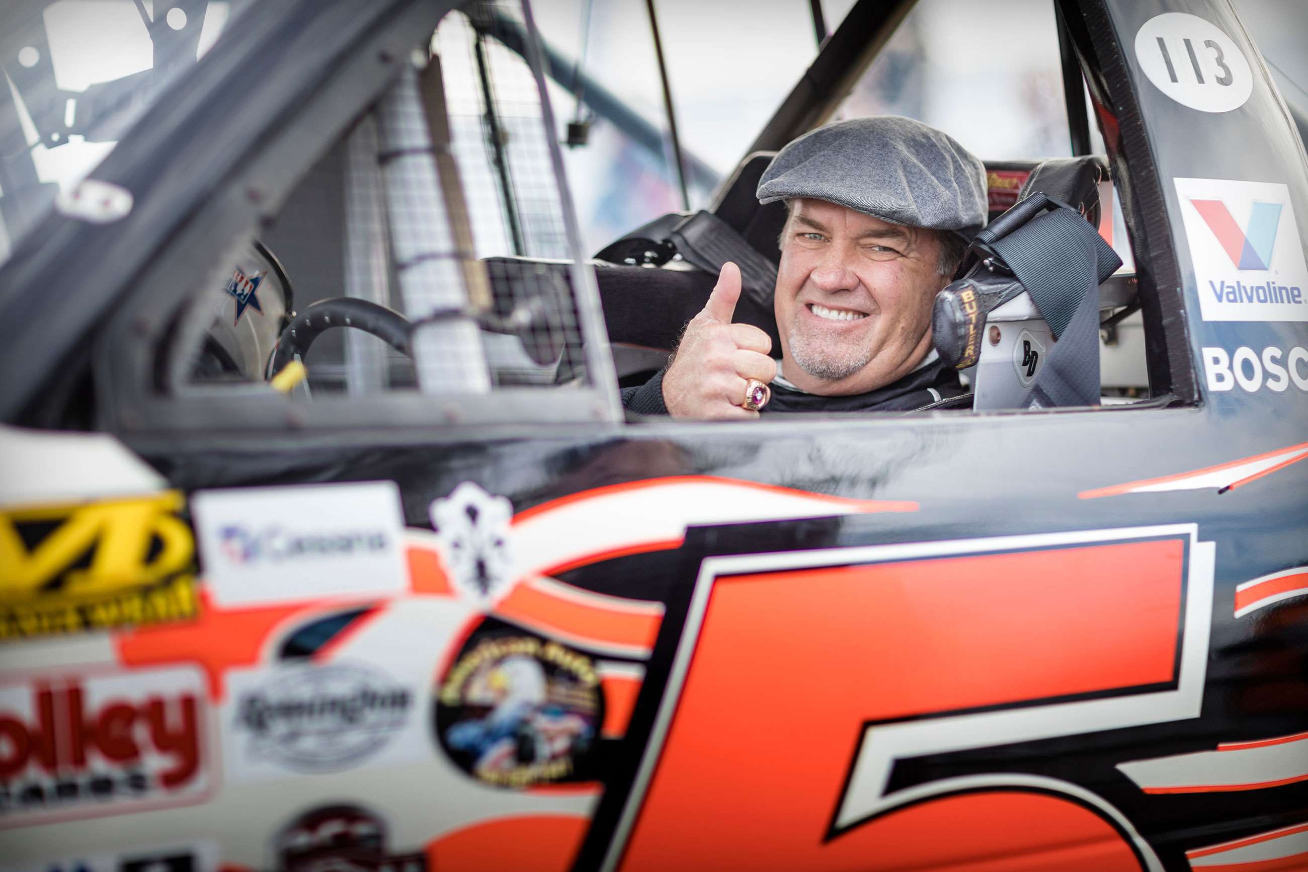 [Gallery] When Mike Skinner shredded tyres in a NASCAR Truck – 75MM | GRR