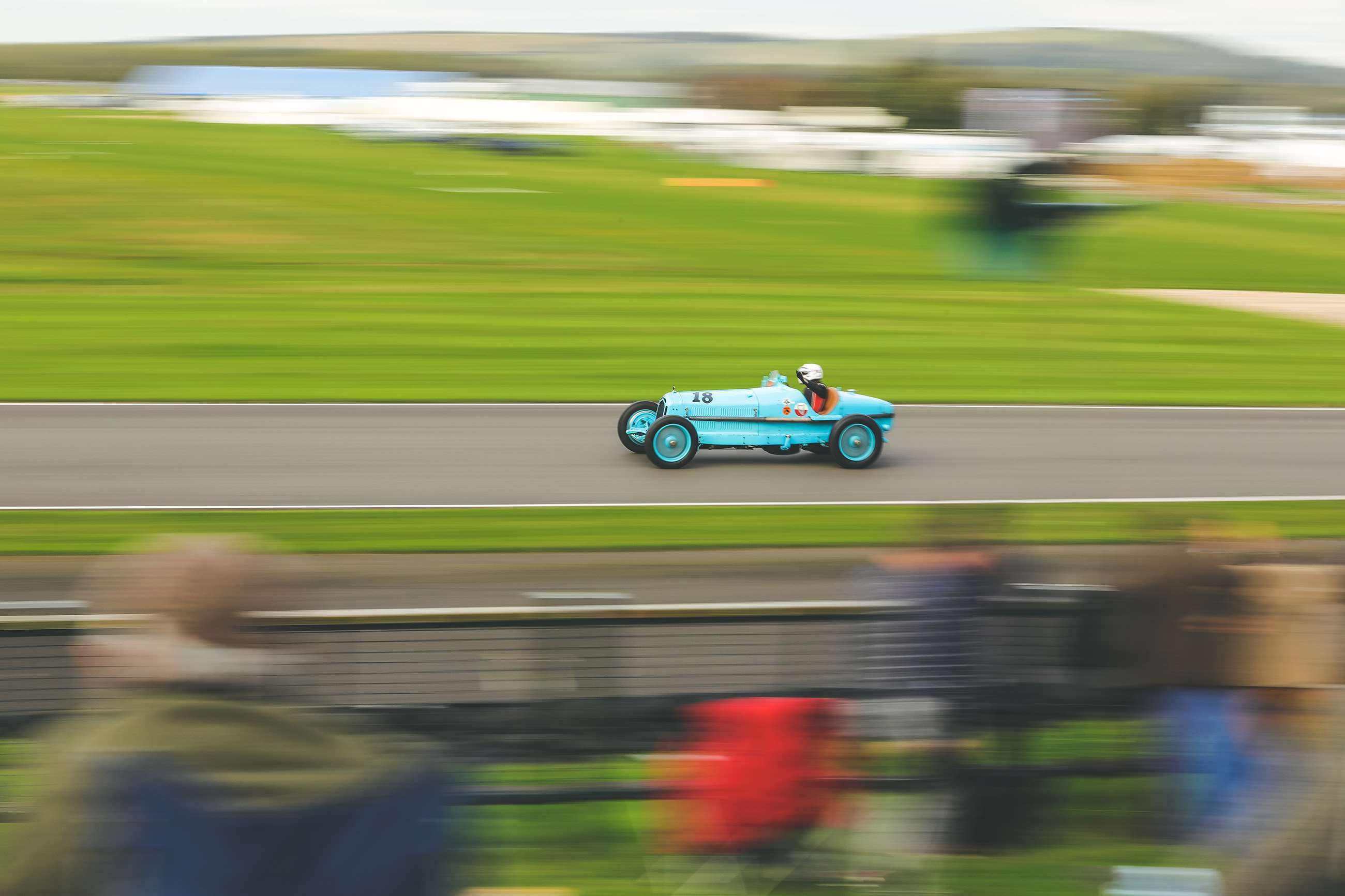 [Gallery] The elegant racers of the Earl Howe Trophy | GRR