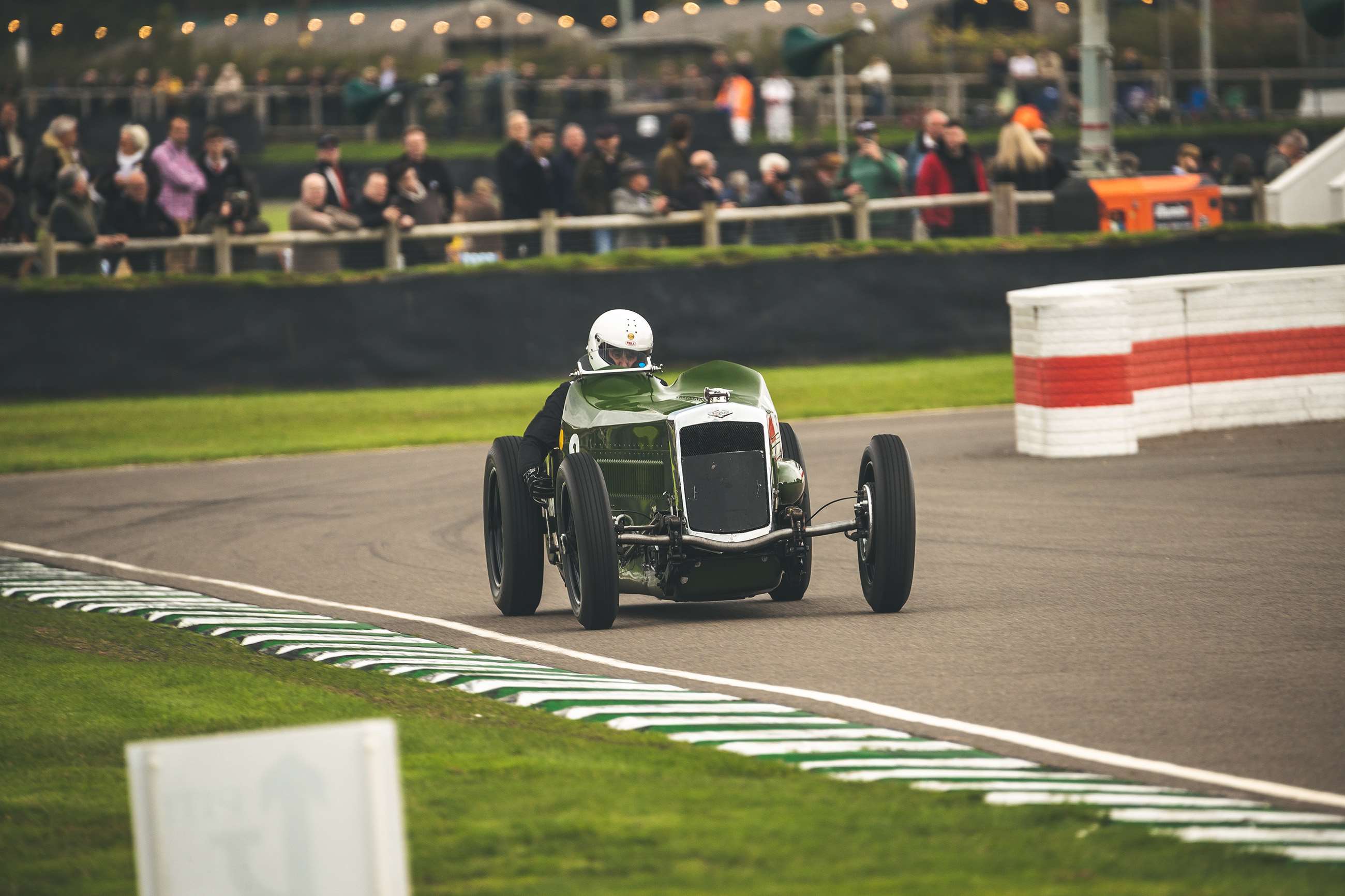 [Gallery] The elegant racers of the Earl Howe Trophy | GRR