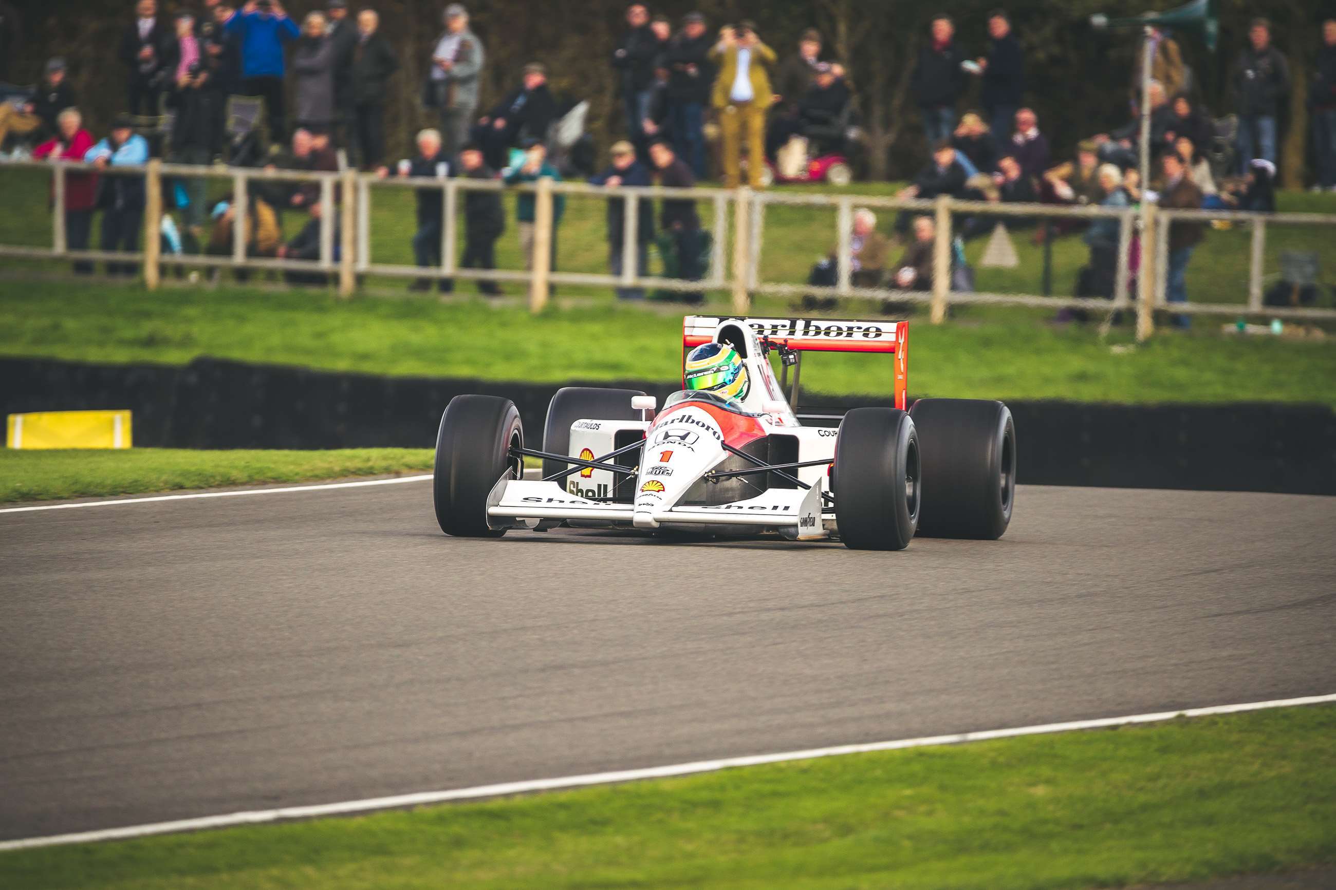 [Video] The real story behind Ayrton Senna's helmet