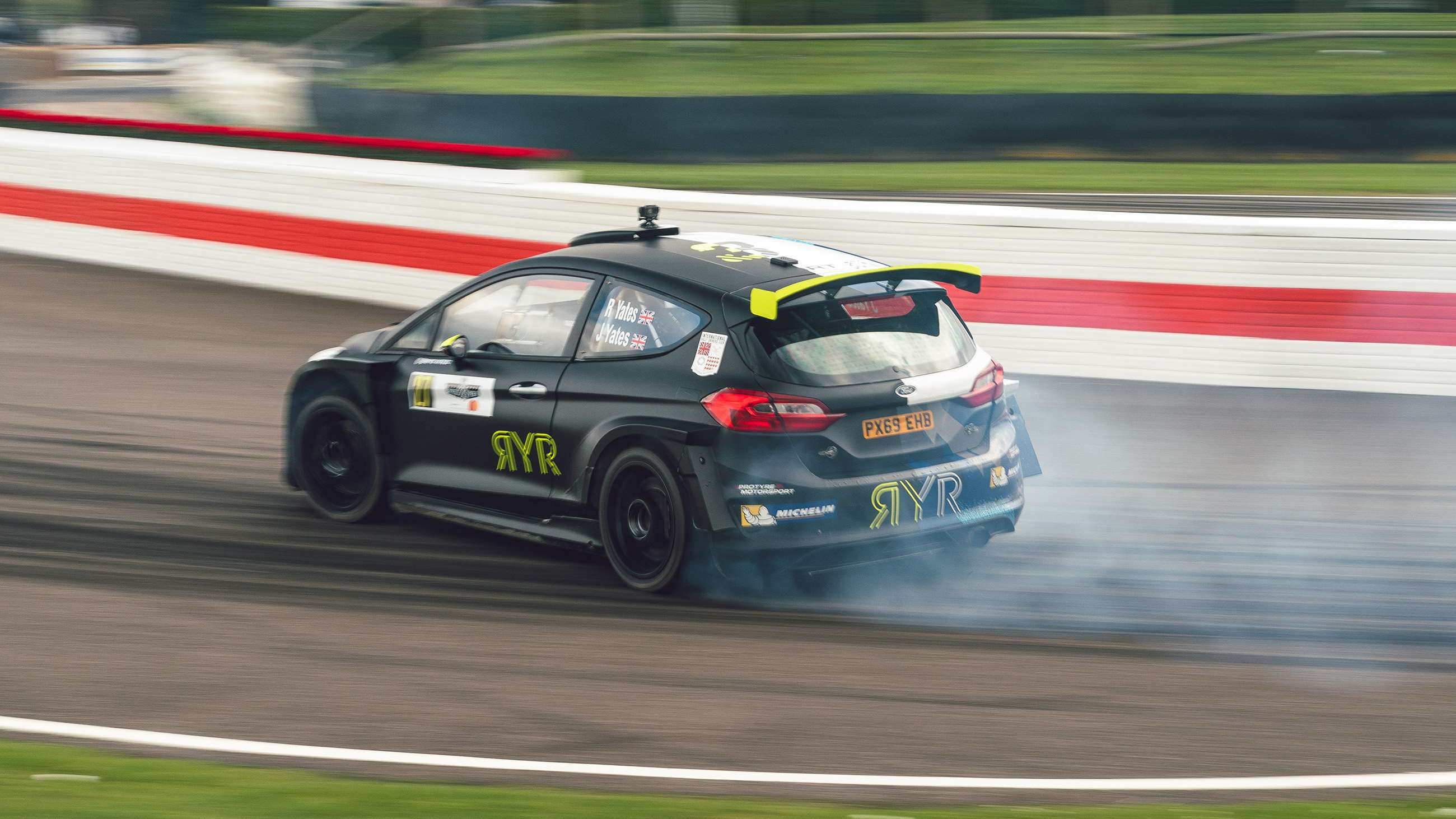 First ever tandem drift demo at 79MM | GRR