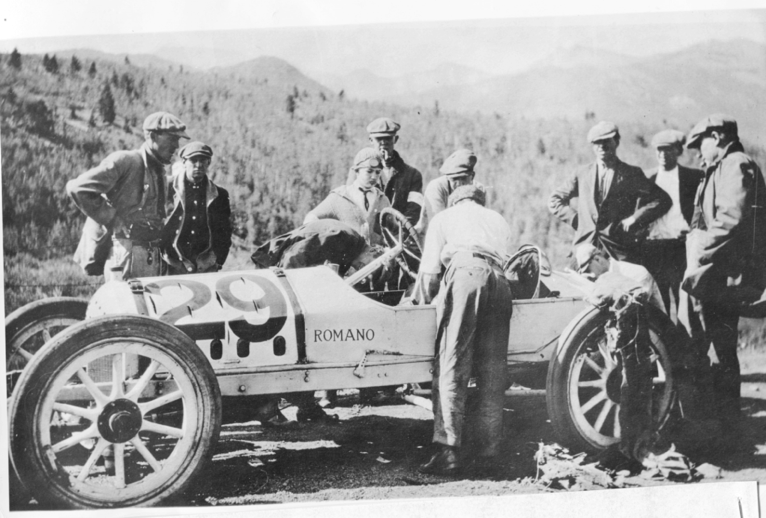 The 7 coolest pre-war cars to see at the 80th Members’ Meeting | GRR