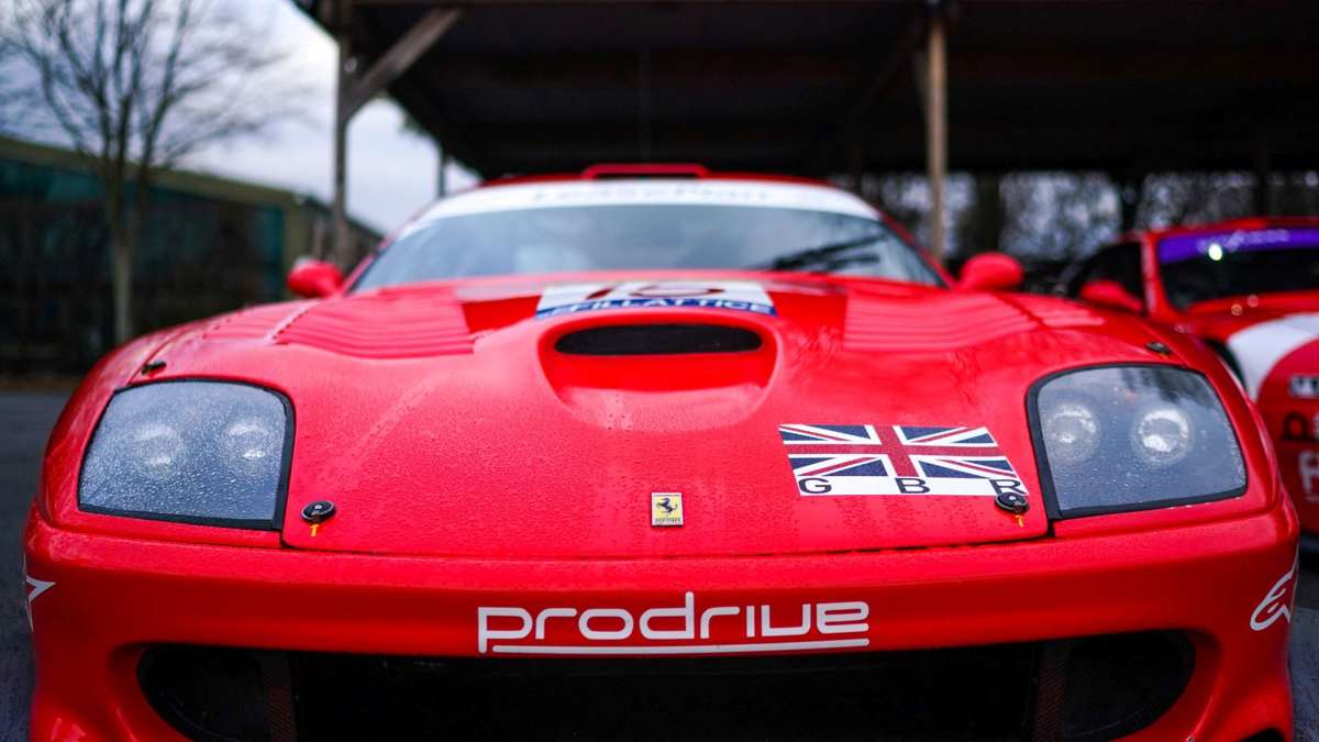 Ferrari 550s create a sea of red at the 80th Members’ Meeting | GRR