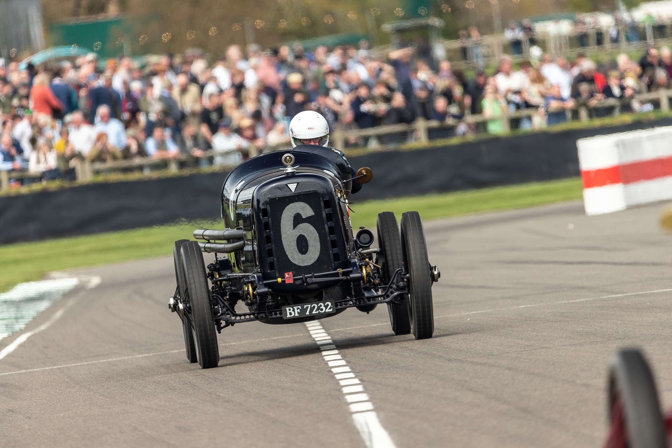 Edwardian machines go head to head at Members' Meeting | GRR