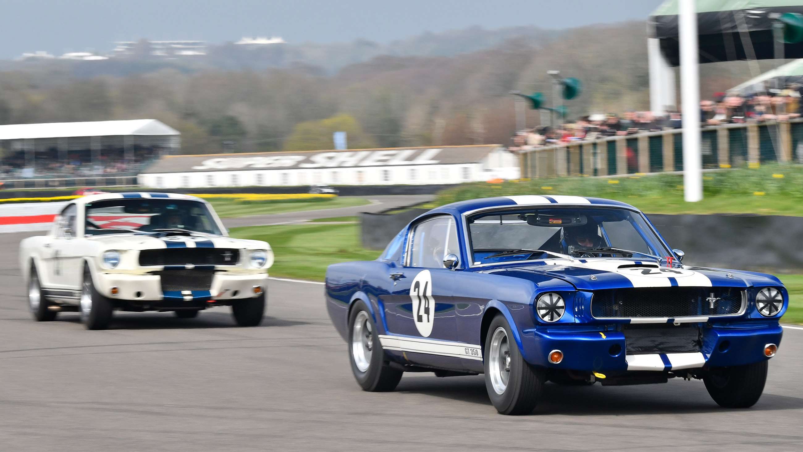 Testing a V8 Mustang engine on sustainable fuel | GRR