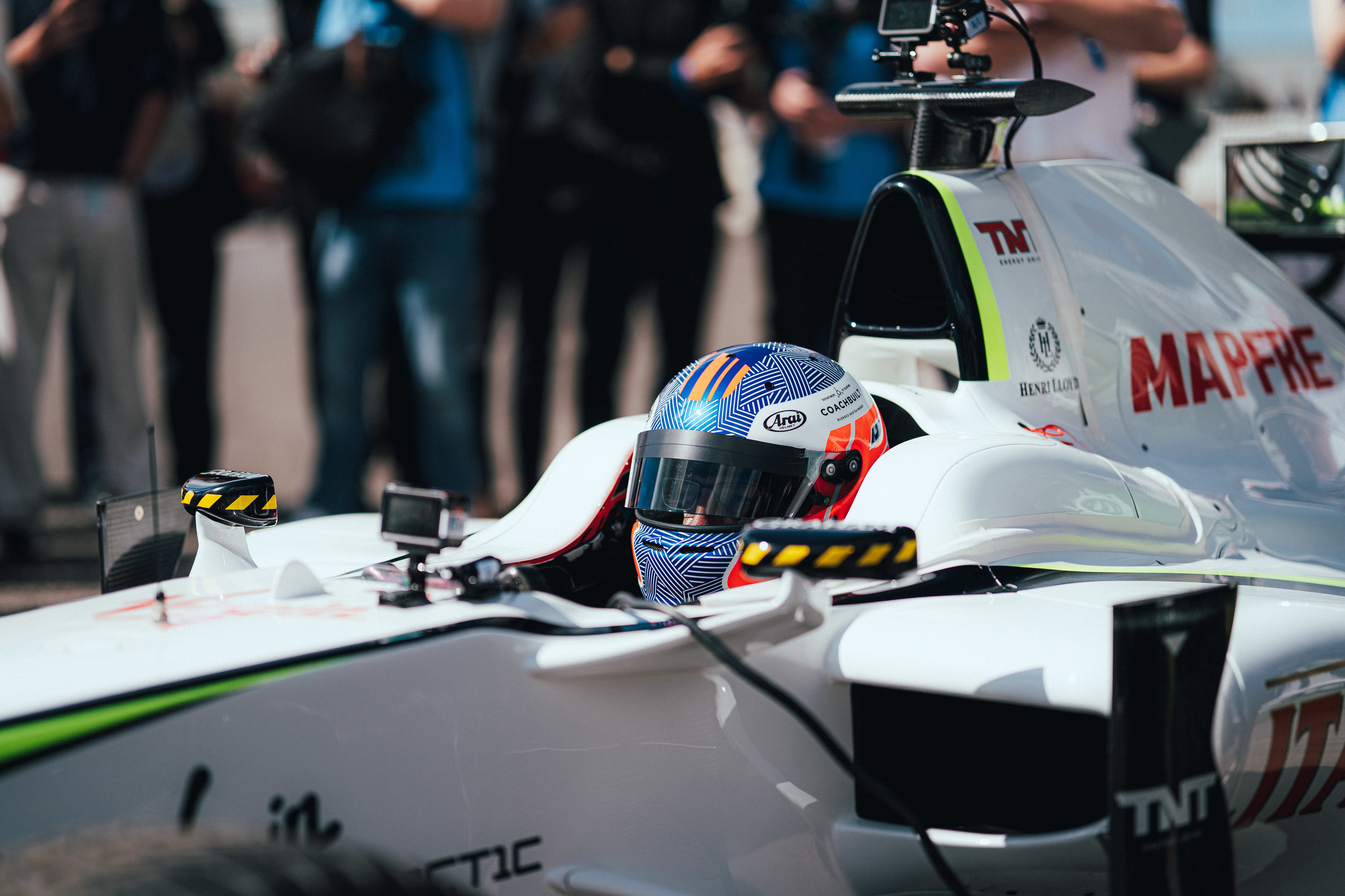 [Video] Jenson Button has just stunned us all with an incredible Brawn ...
