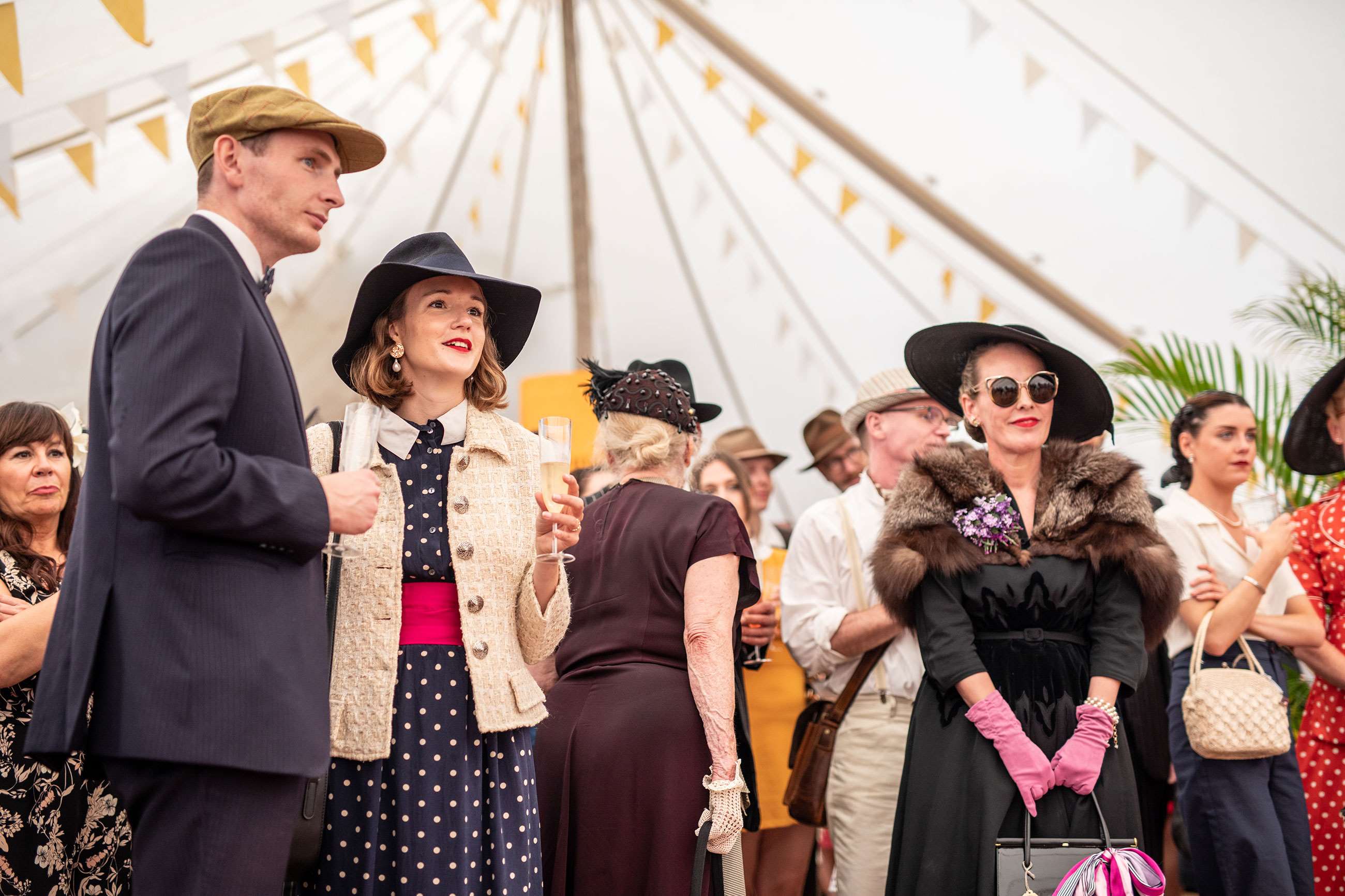 How to buy vintage clothes at auction | GRR