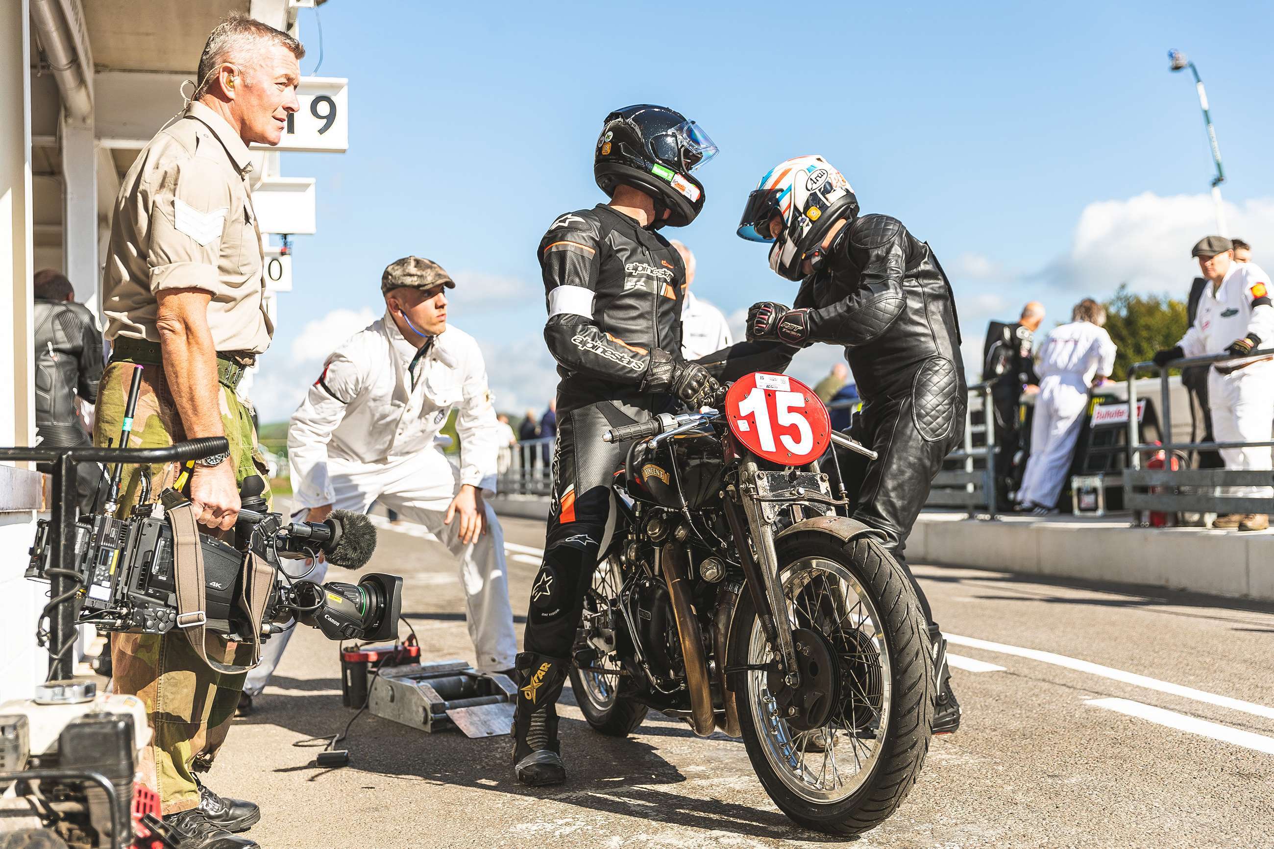 [Gallery] Barry Sheene Memorial Trophy at Revival 2022 | GRR