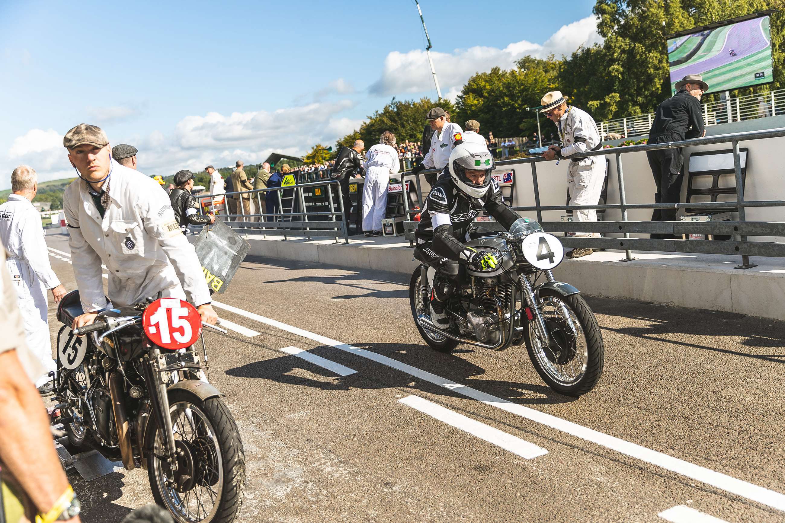 [Gallery] Barry Sheene Memorial Trophy at Revival 2022 | GRR