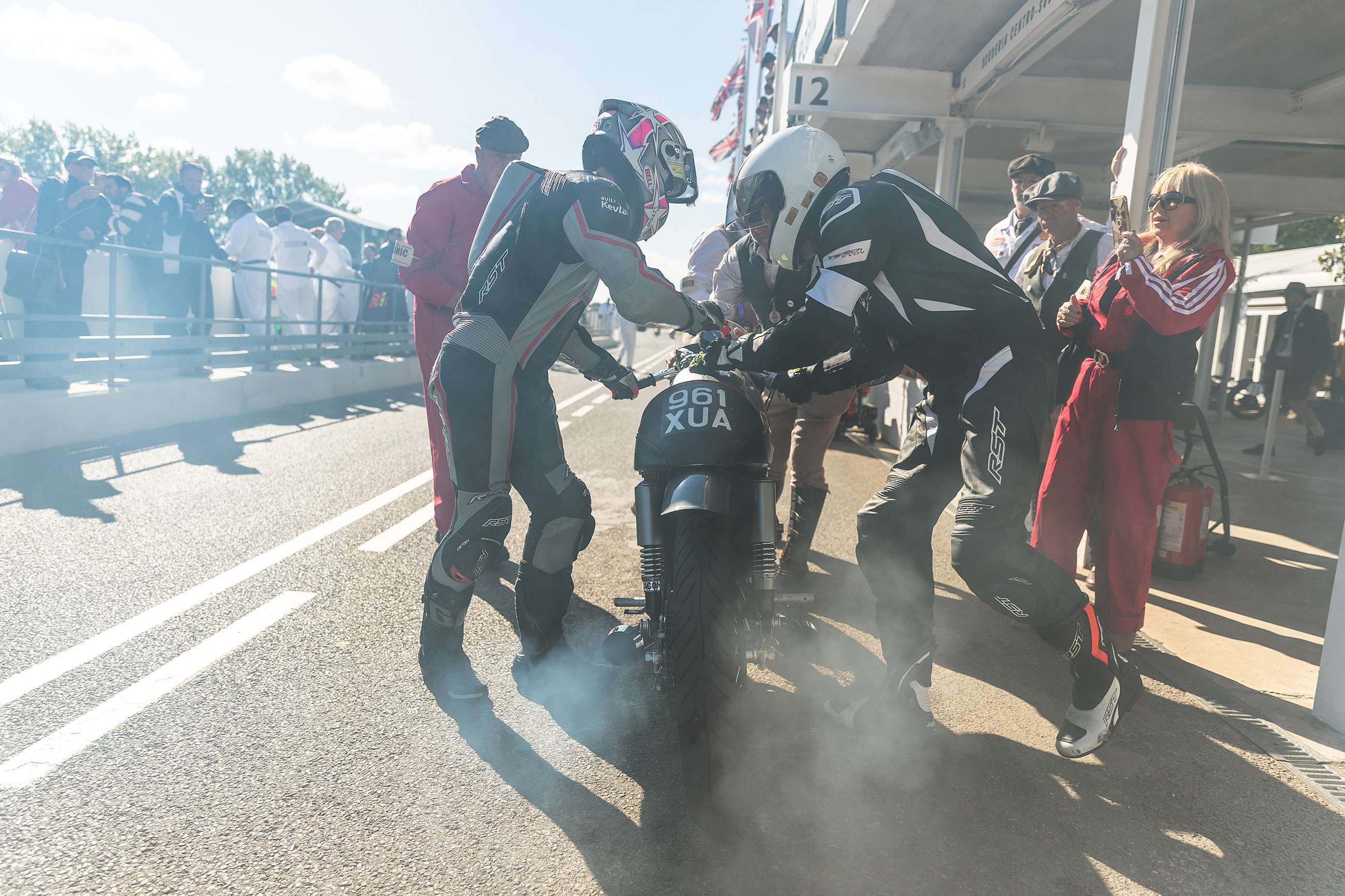 [Gallery] Barry Sheene Memorial Trophy at Revival 2022 | GRR