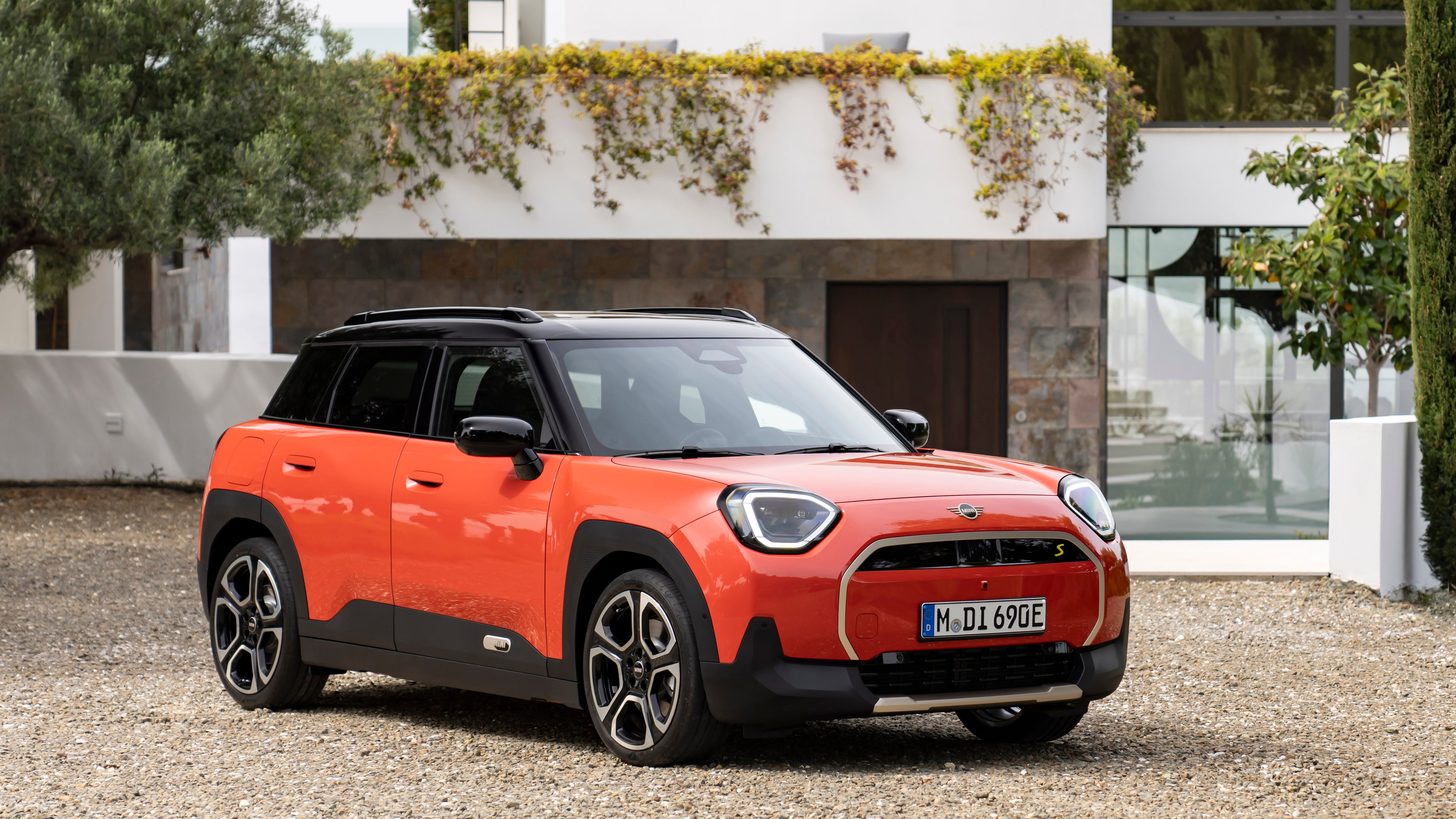 Mini will celebrate its 65th anniversary at Goodwood Revival | GRR