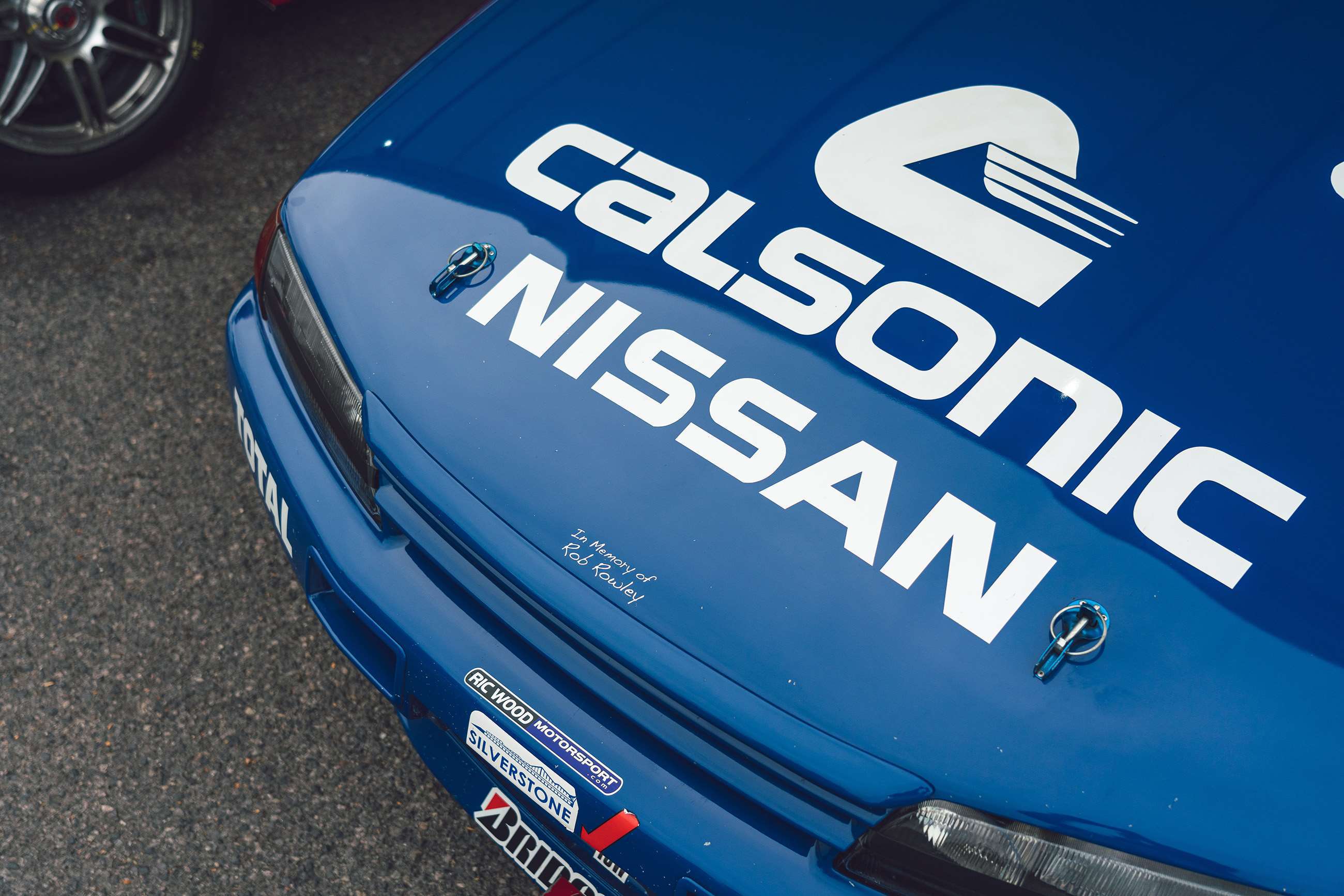 Thrashing the iconic 1,000PS Calsonic GT-R | GRR