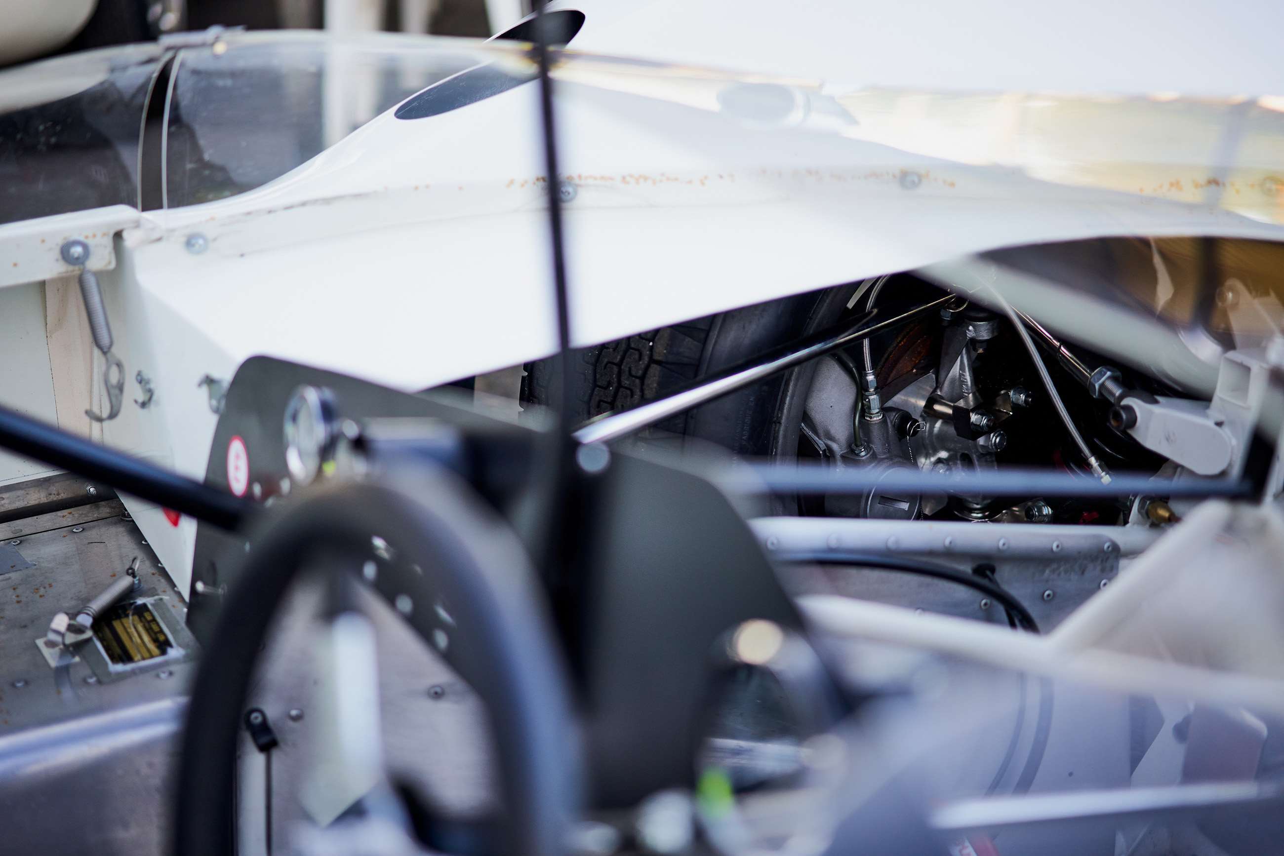 This McLaren M1A is a 551kg V8 rocket ship