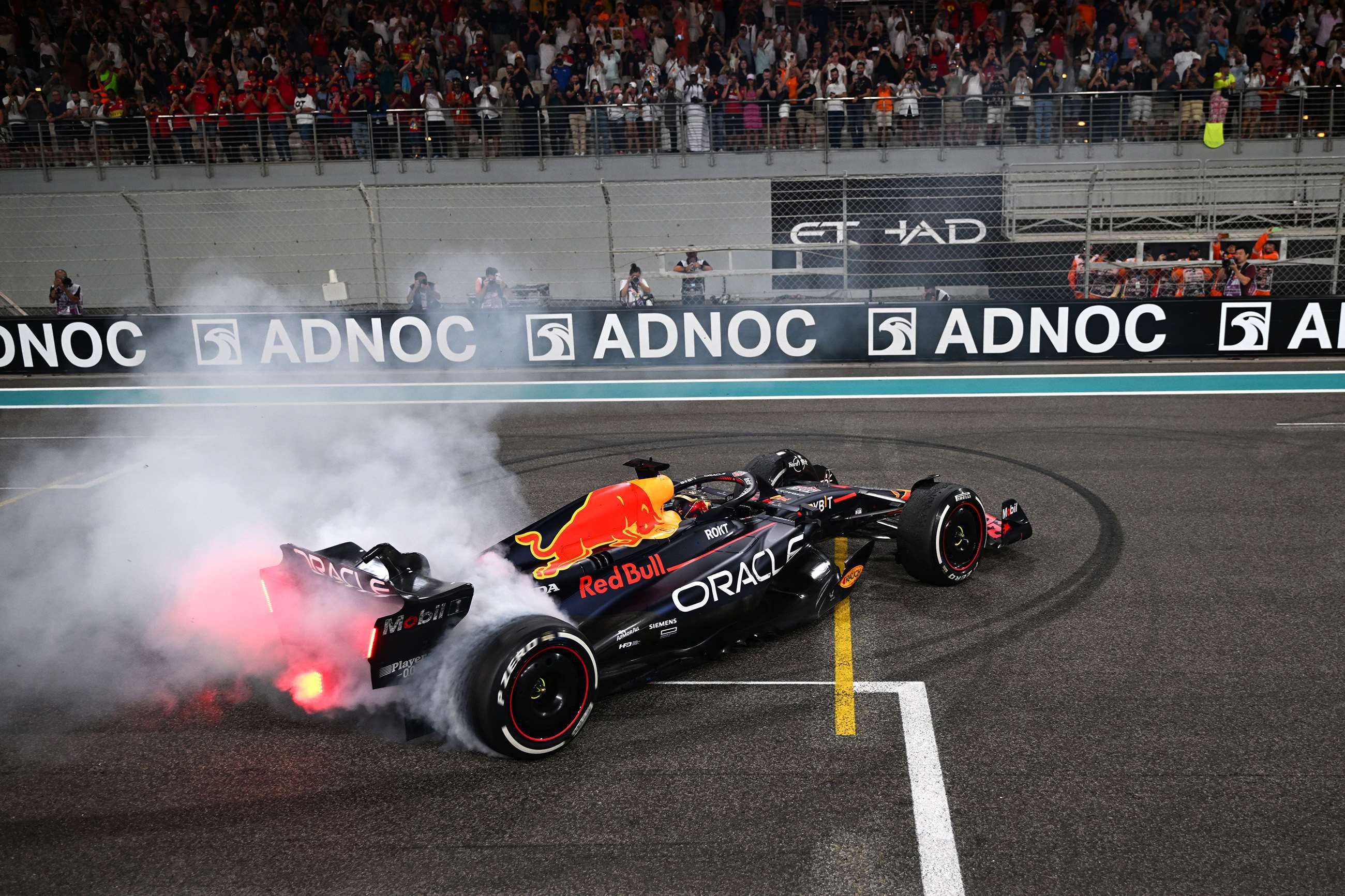 F1 rivals predict even more dominance from Red Bull in 2024 | GRR
