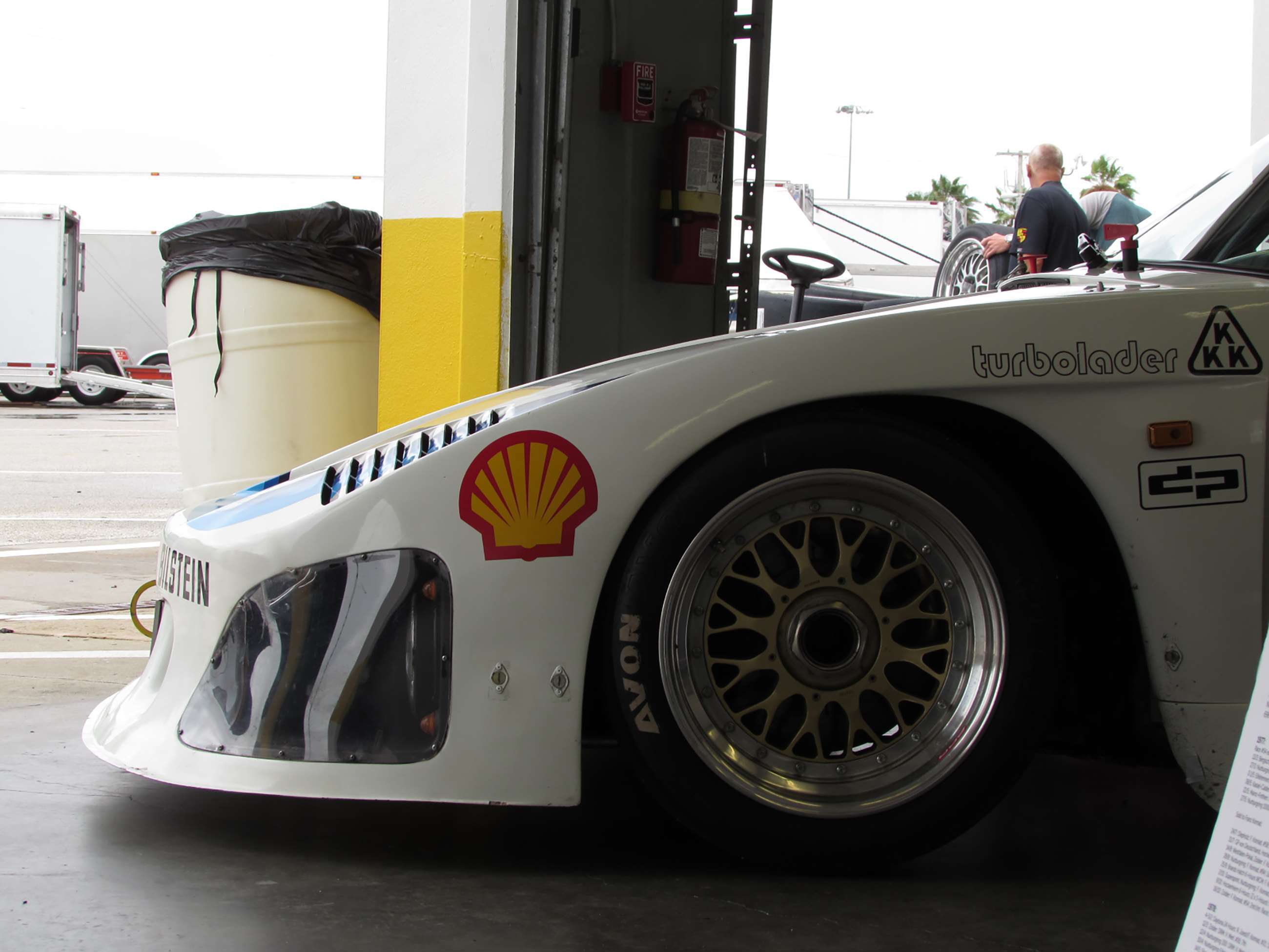 Why is this Porsche 935 K3 nothing like and exactly like a 911?