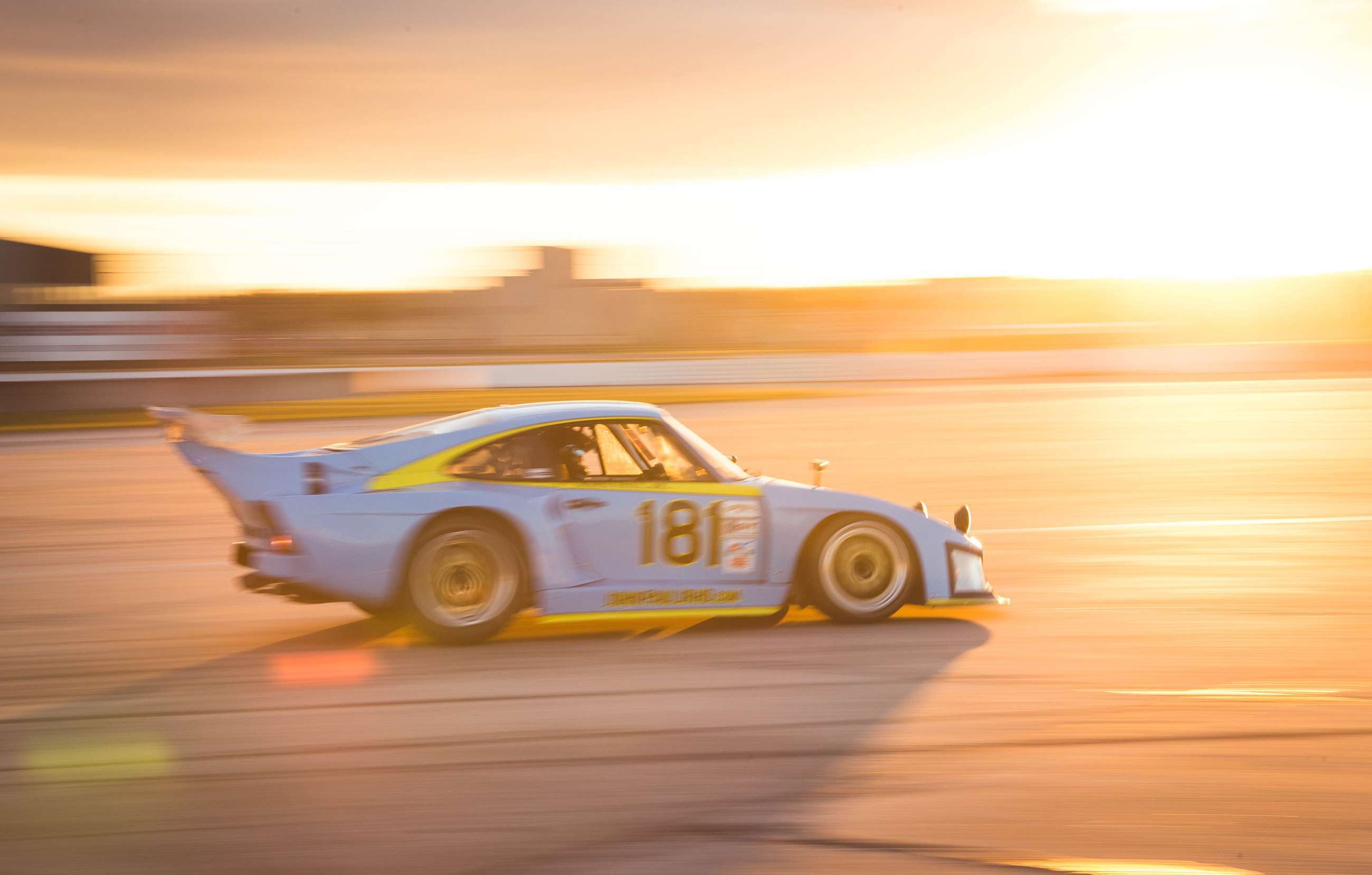 [Gallery] Racing into the sunset at Sebring is the most beautiful thing