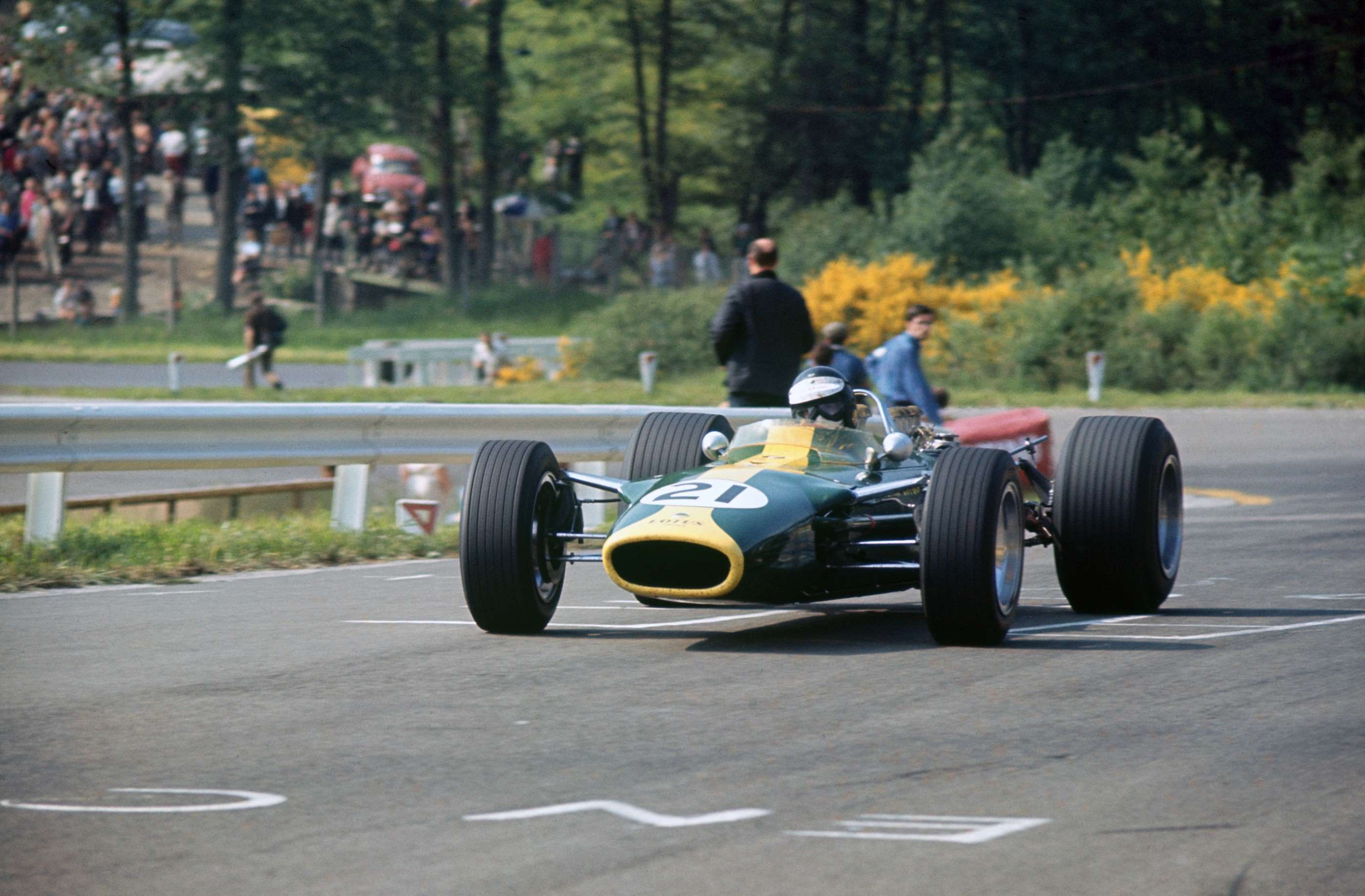 Lotus 49 and Cosworth DFV: delight and drama in 1967