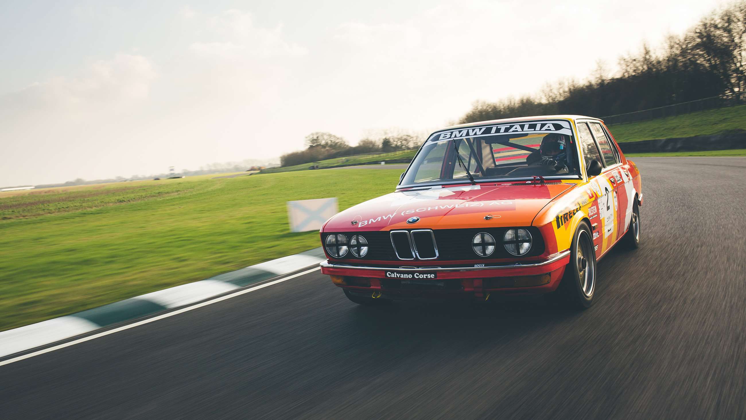 [Gallery] Rover SD1 and BMW 528i bring touring car history back together