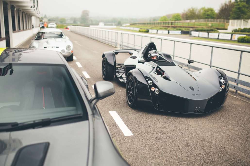 [Gallery] Duncan Hamilton track day – from P1 and Mono, to Cobra and GT40