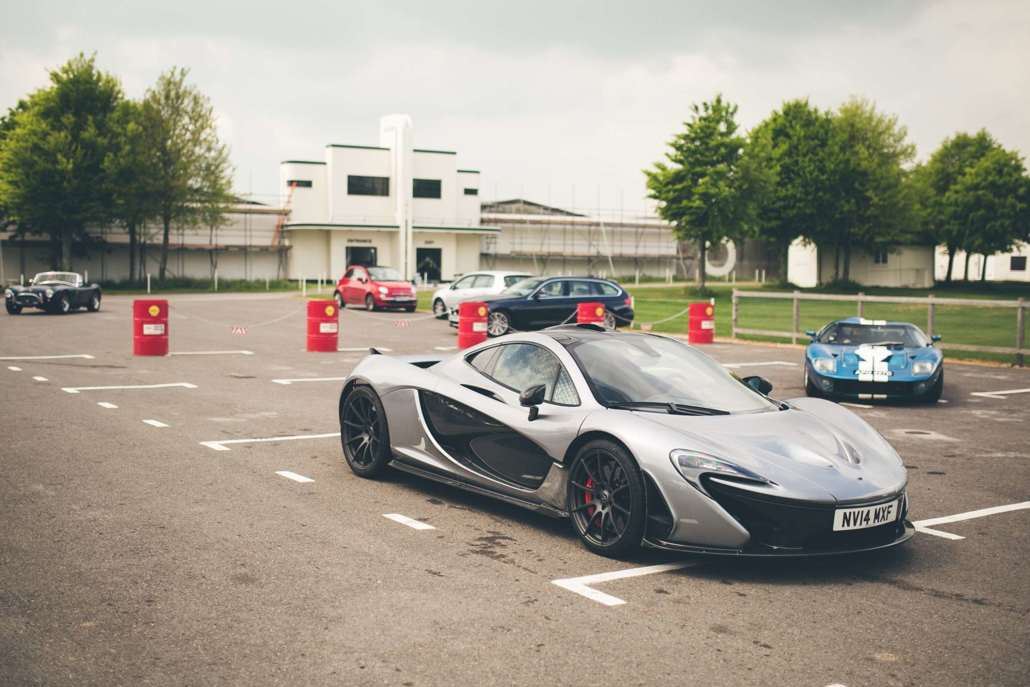 [Gallery] Duncan Hamilton track day – from P1 and Mono, to Cobra and GT40