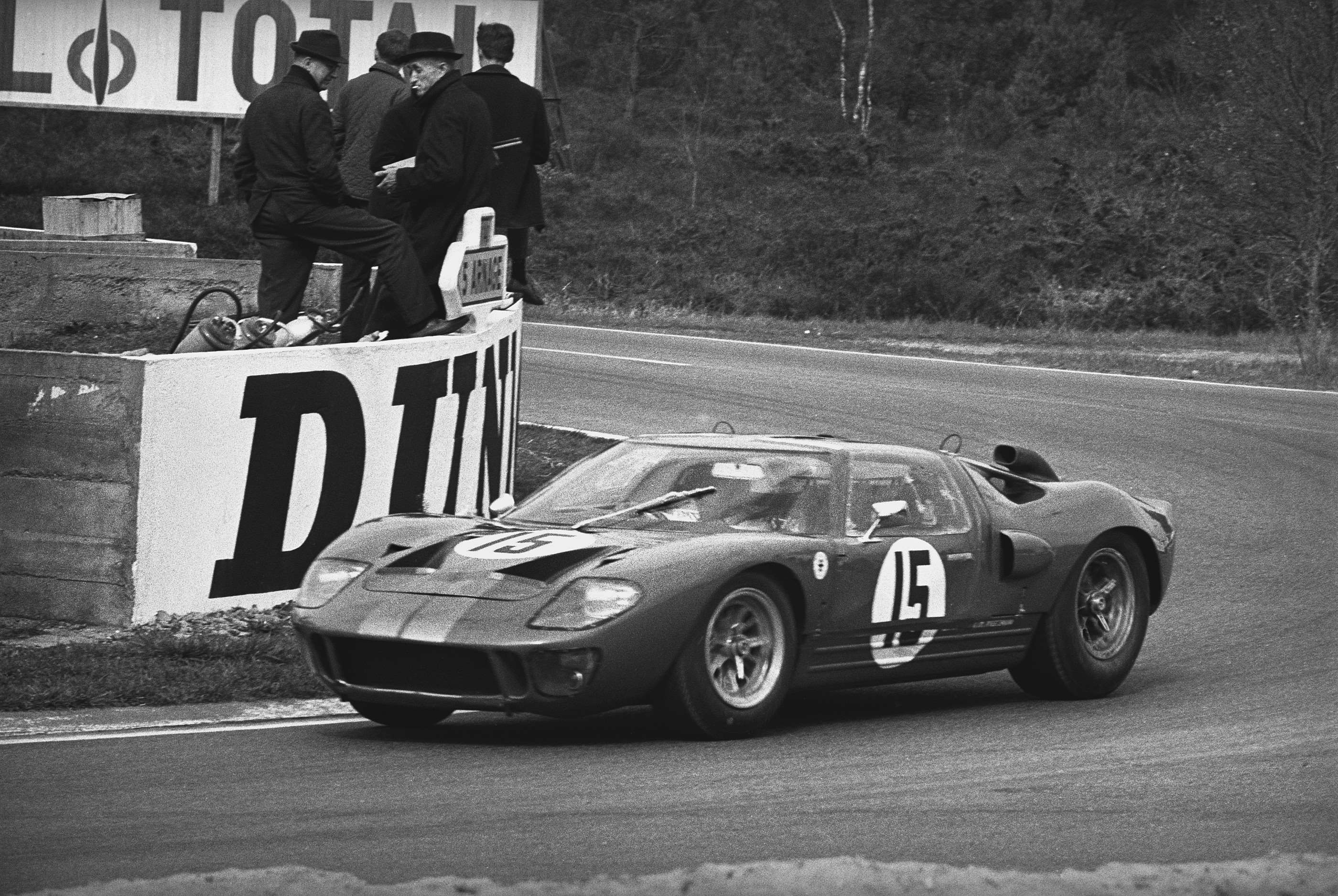 Sir John Whitmore: 1937 – 2017