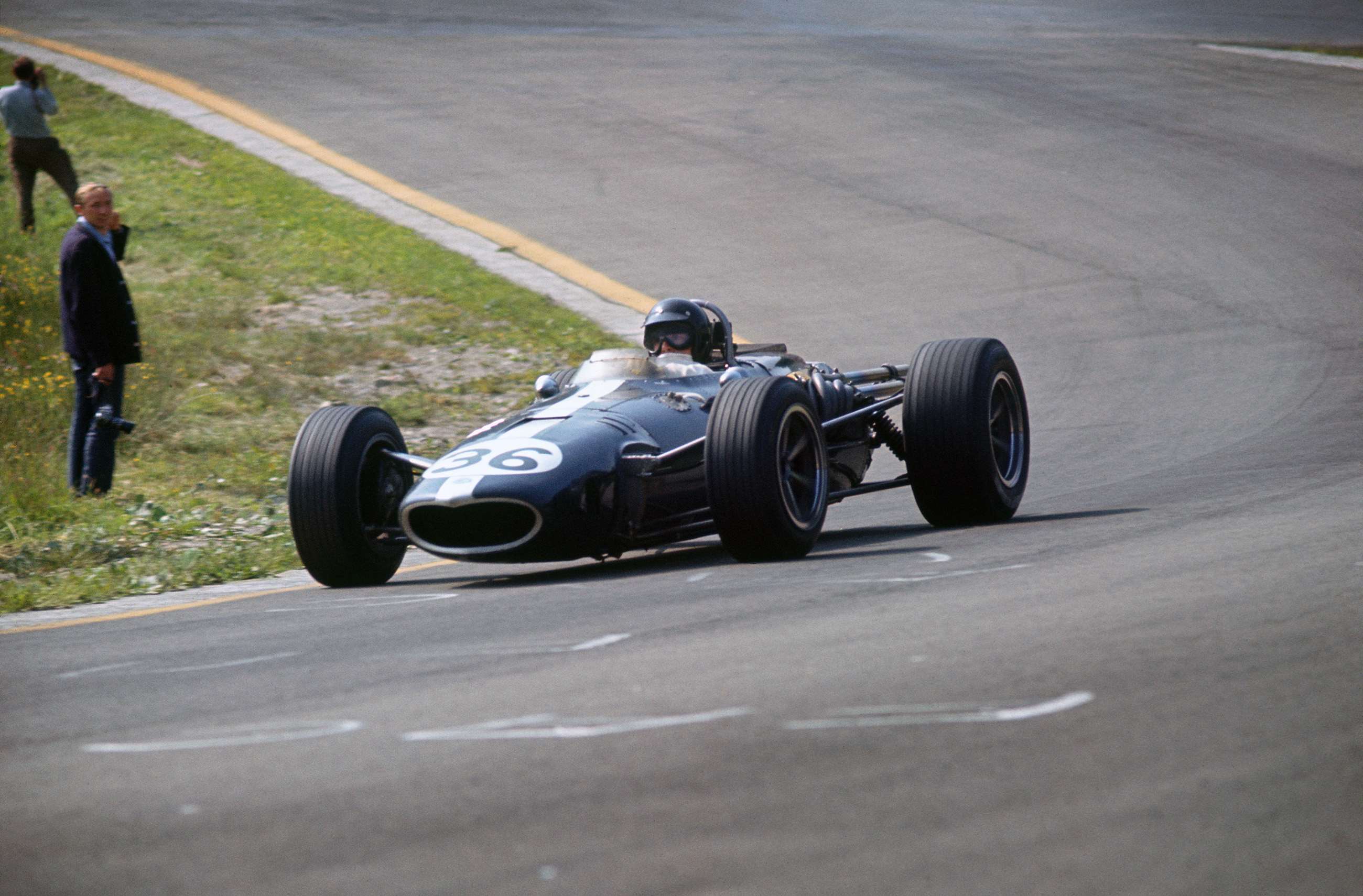 Dan Gurney: A racing career and character in pictures