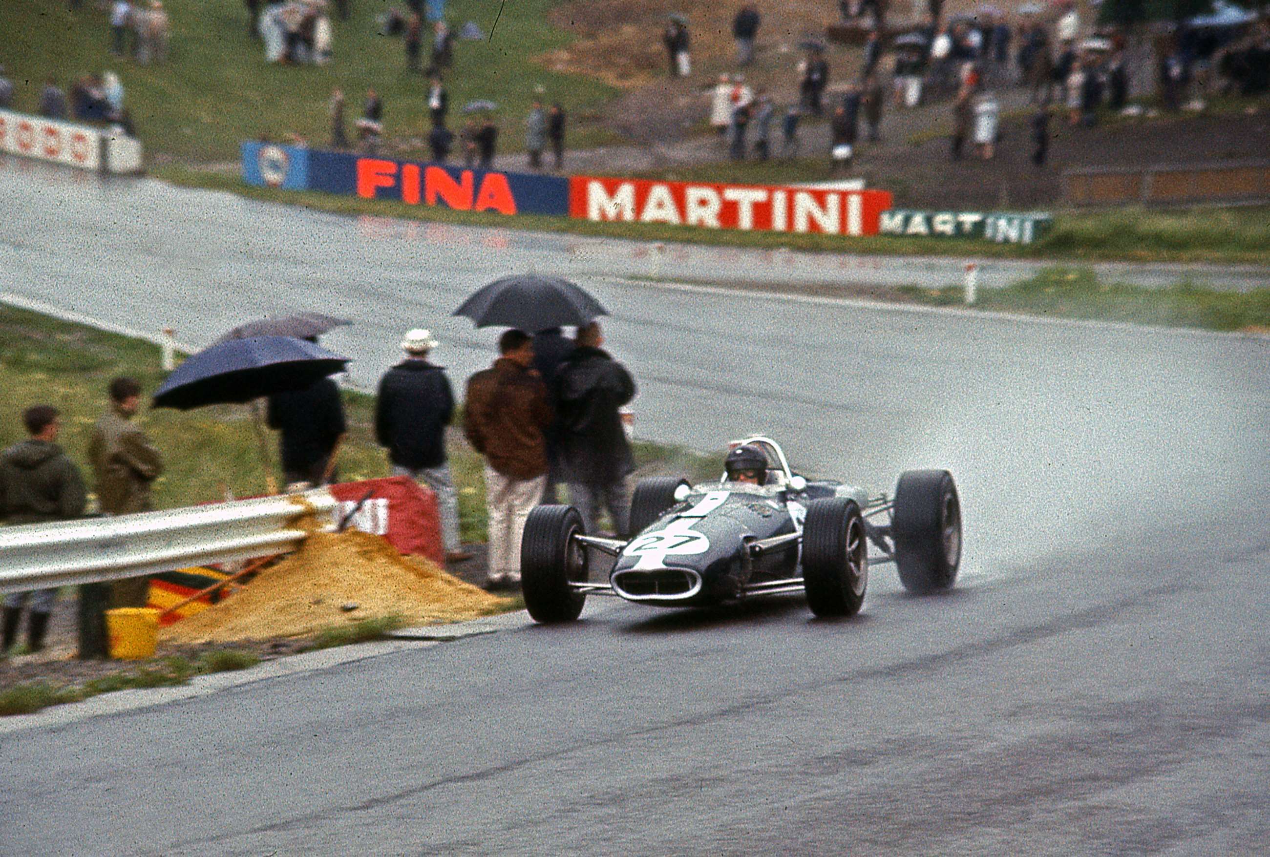 Dan Gurney: A racing career and character in pictures