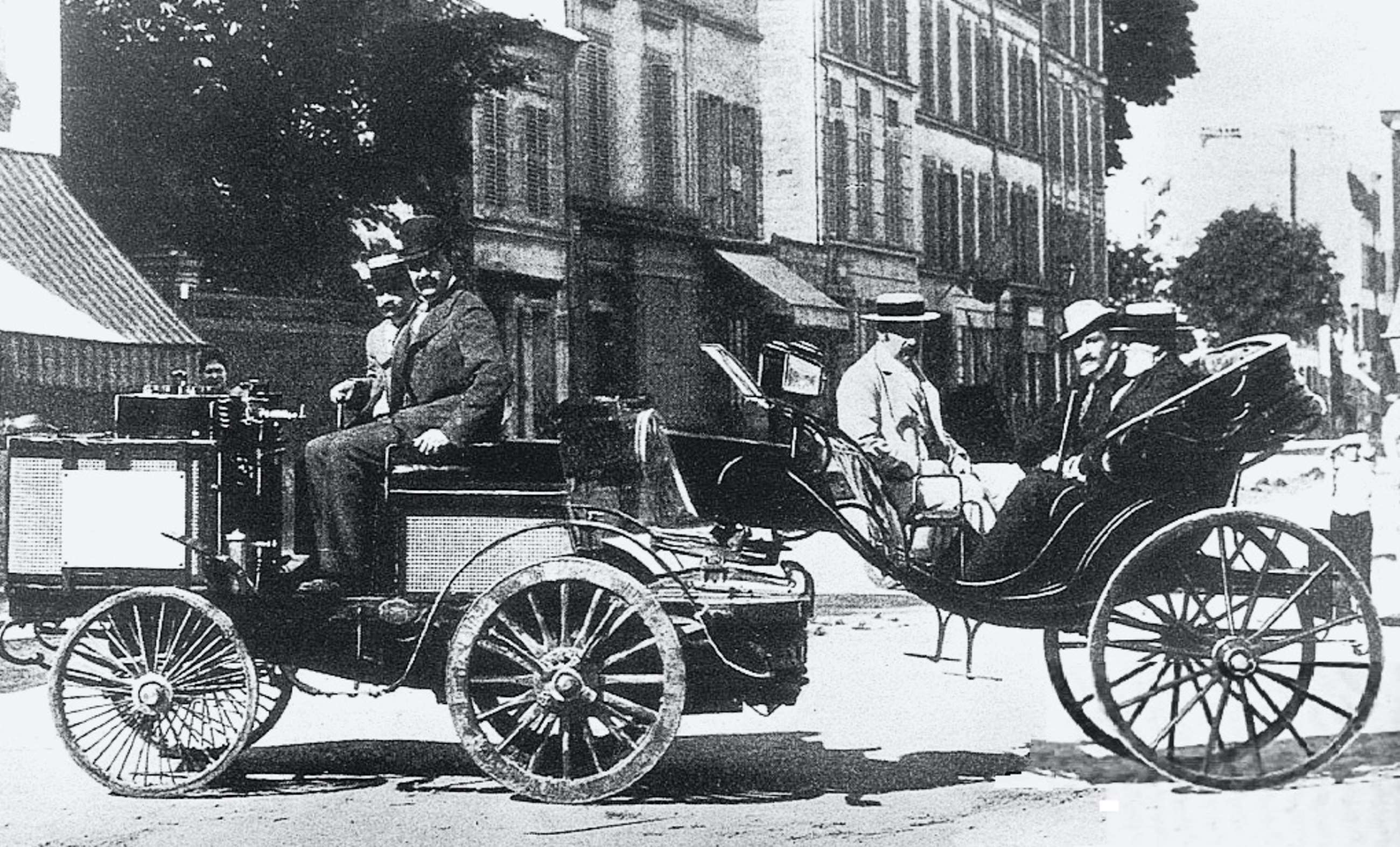 The 1894 Paris-Rouen Trial, the very first competitive motorsport event